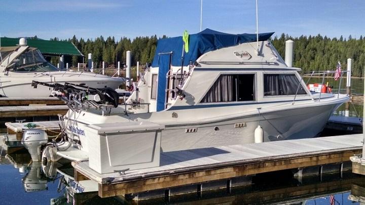 1977 Uniflite 28 Mega Bateaux de plaisance à vendre - YachtWorld