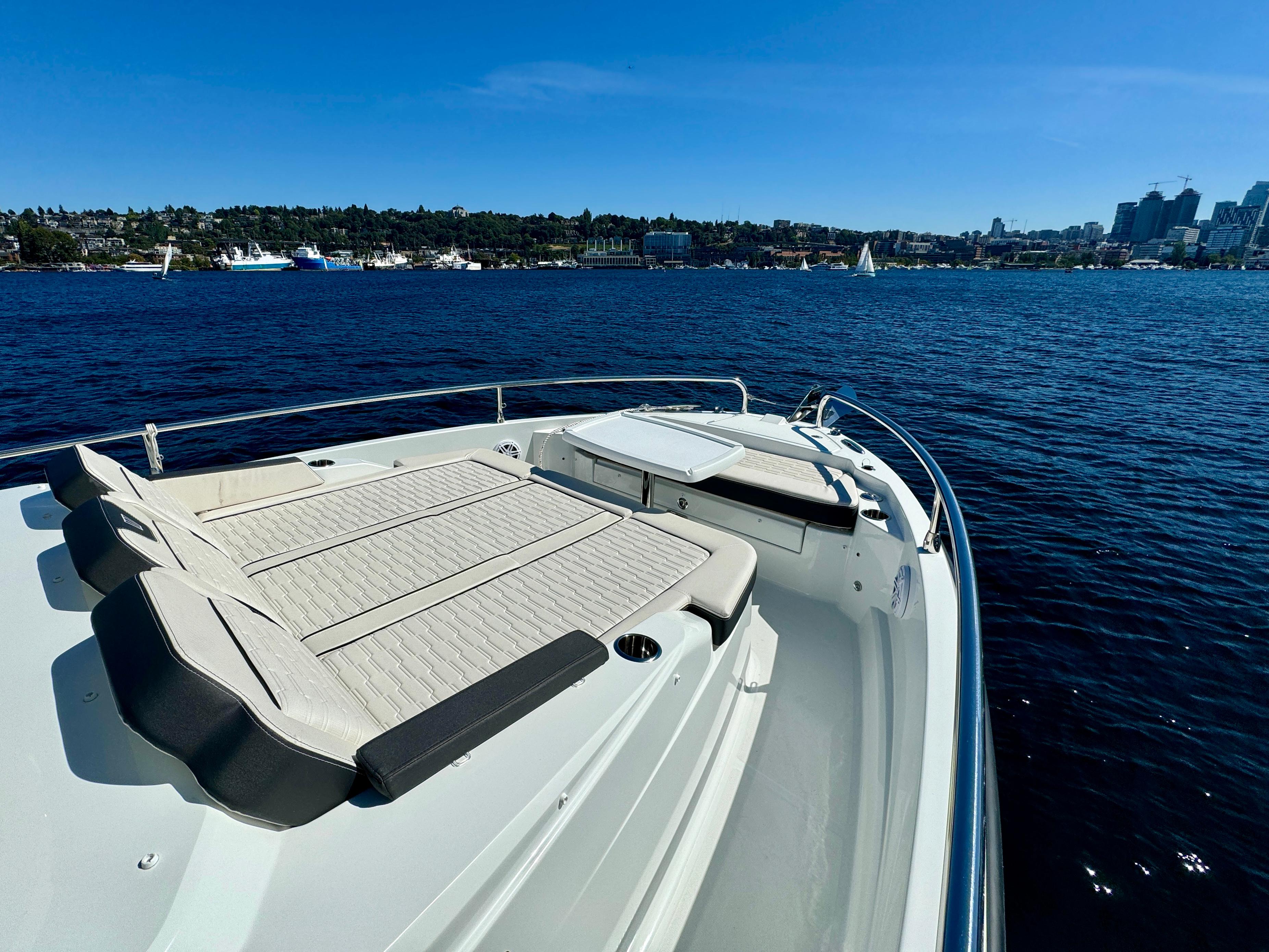 2024 Wellcraft 355 Center Console for sale - YachtWorld