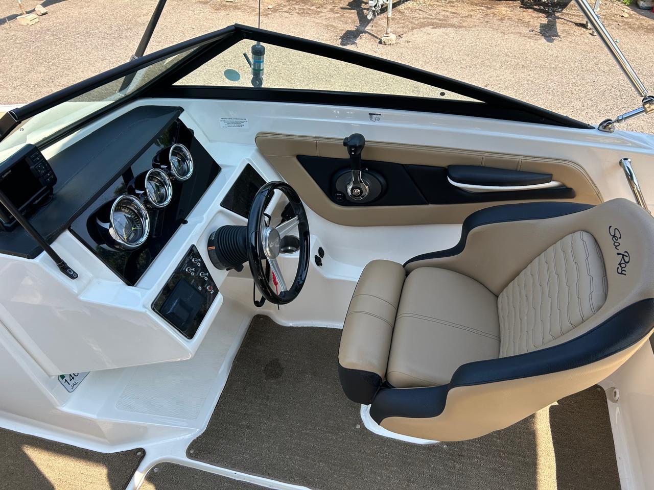 2021 Sea Ray SPX 190 Outboard Bowrider for sale - YachtWorld