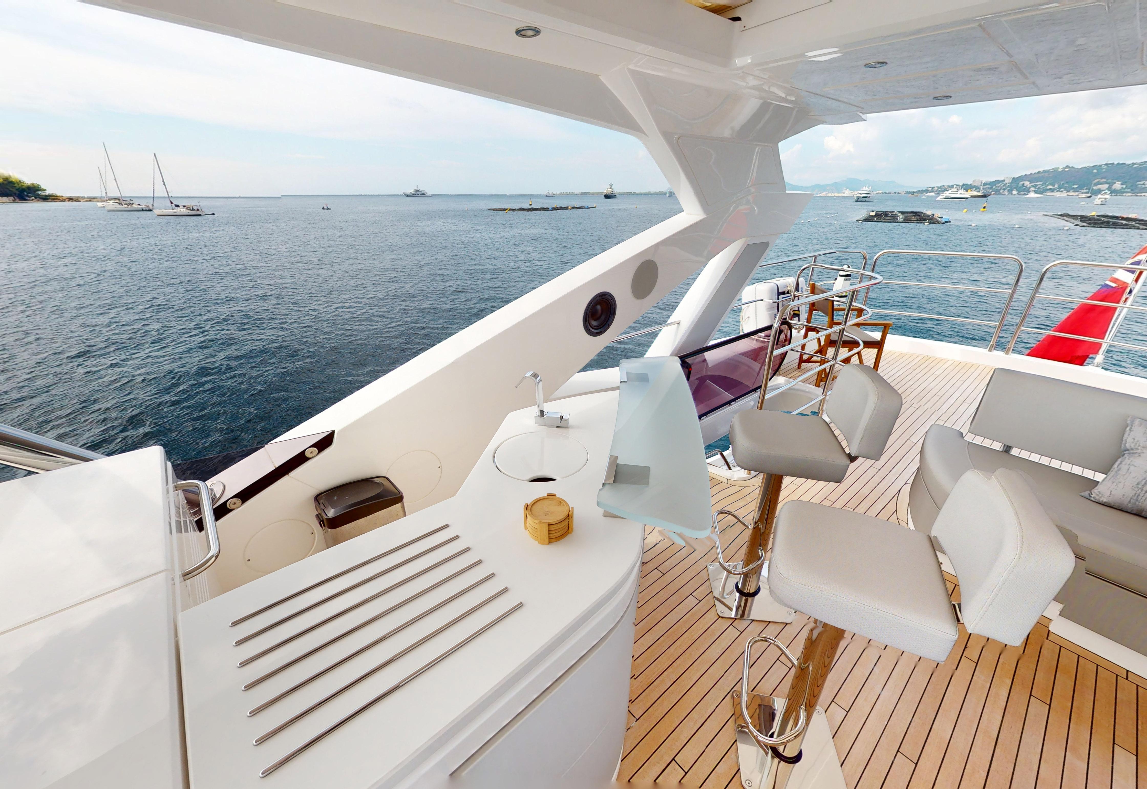 2022 Sunseeker 76 Yacht Motoryachten Kaufen - YachtWorld