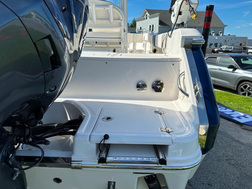 2022 Robalo R230 Center Console Centre Console for sale - YachtWorld