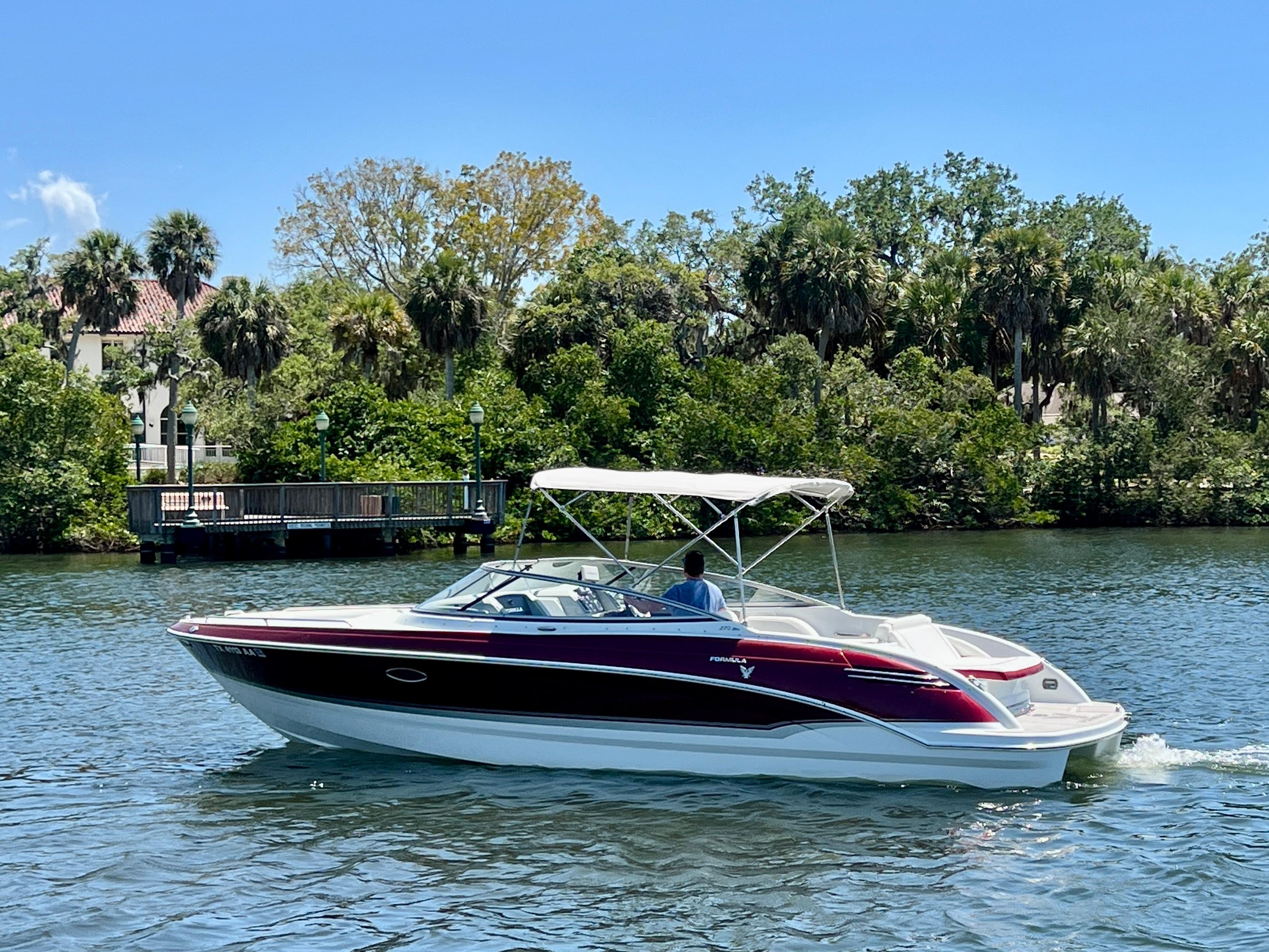 2011 Formula 270 Bowrider Runabout for sale - YachtWorld