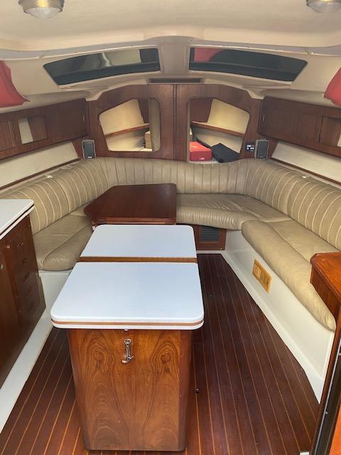 1989 Hunter Vision 32 Cruiser for sale - YachtWorld