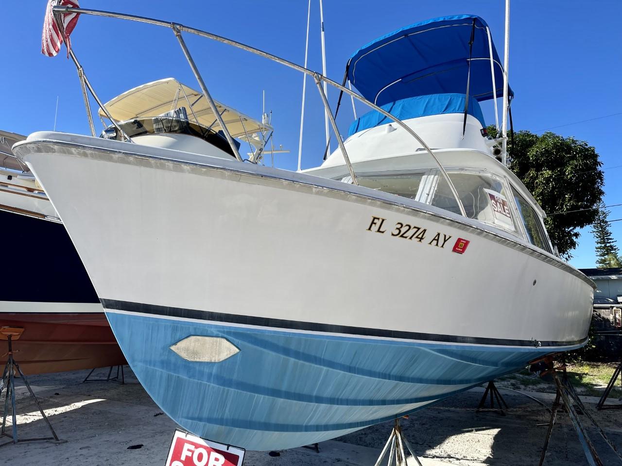 1971 Bertram 31 Flybridge Cruiser Flybridge for sale - YachtWorld