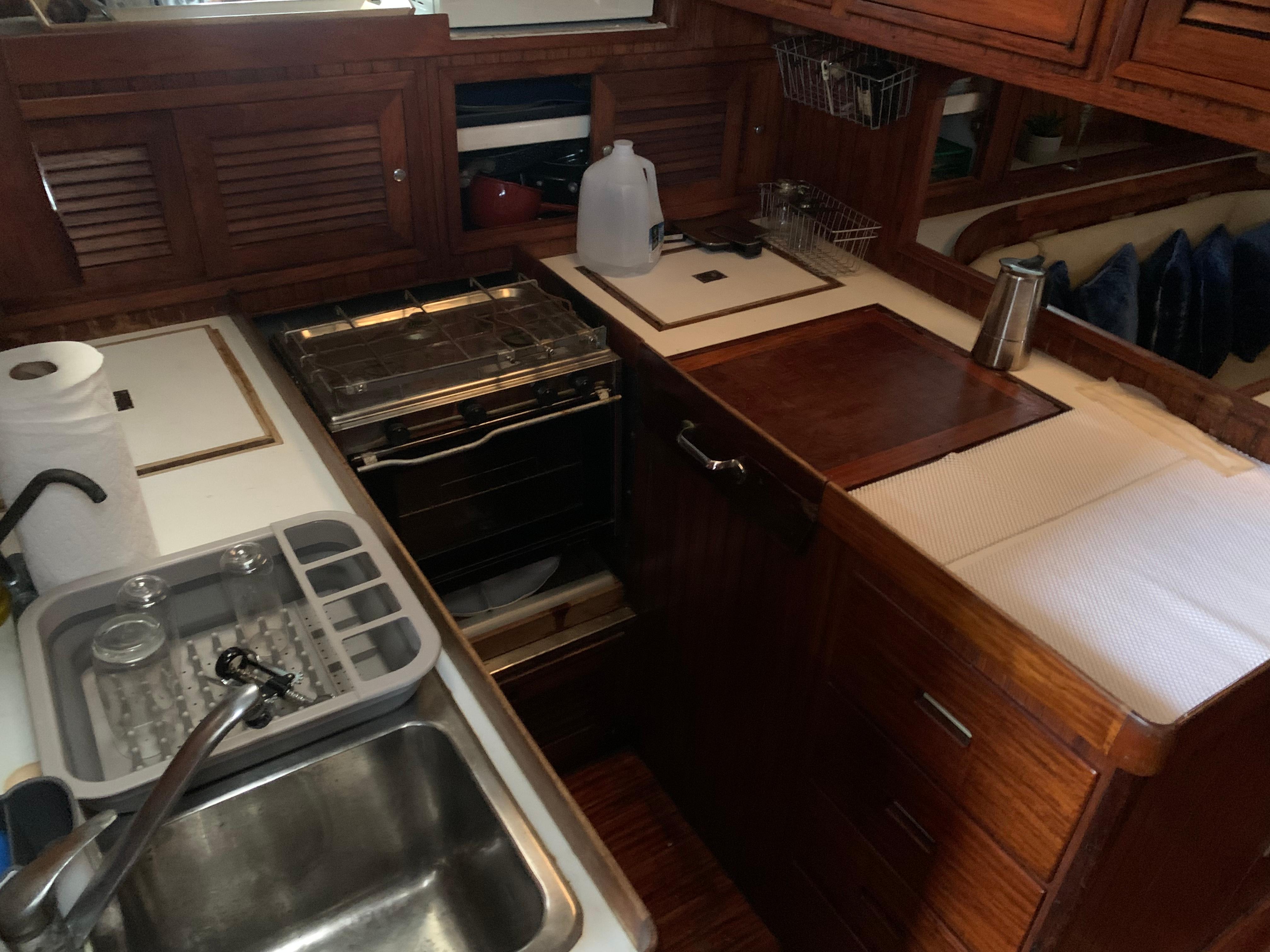 1986 Ted Brewer Pan Oceanic 43 Pilothouse for sale - YachtWorld 1986 Ted Brewer Pan Oceanic 43 Pilothouse for sale - YachtWorld