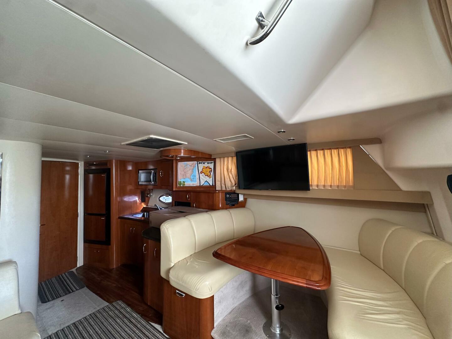 2004 Carver 360 Mariner Motor Yachts for sale - YachtWorld