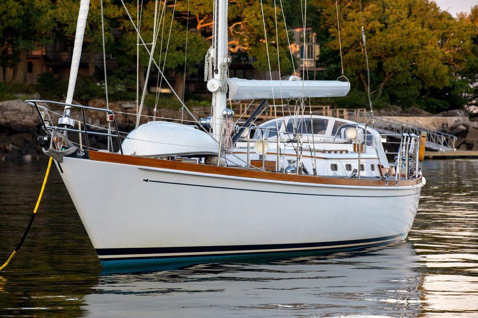 1997 Hinckley OceanCruising 52 Cruiser for sale - YachtWorld
