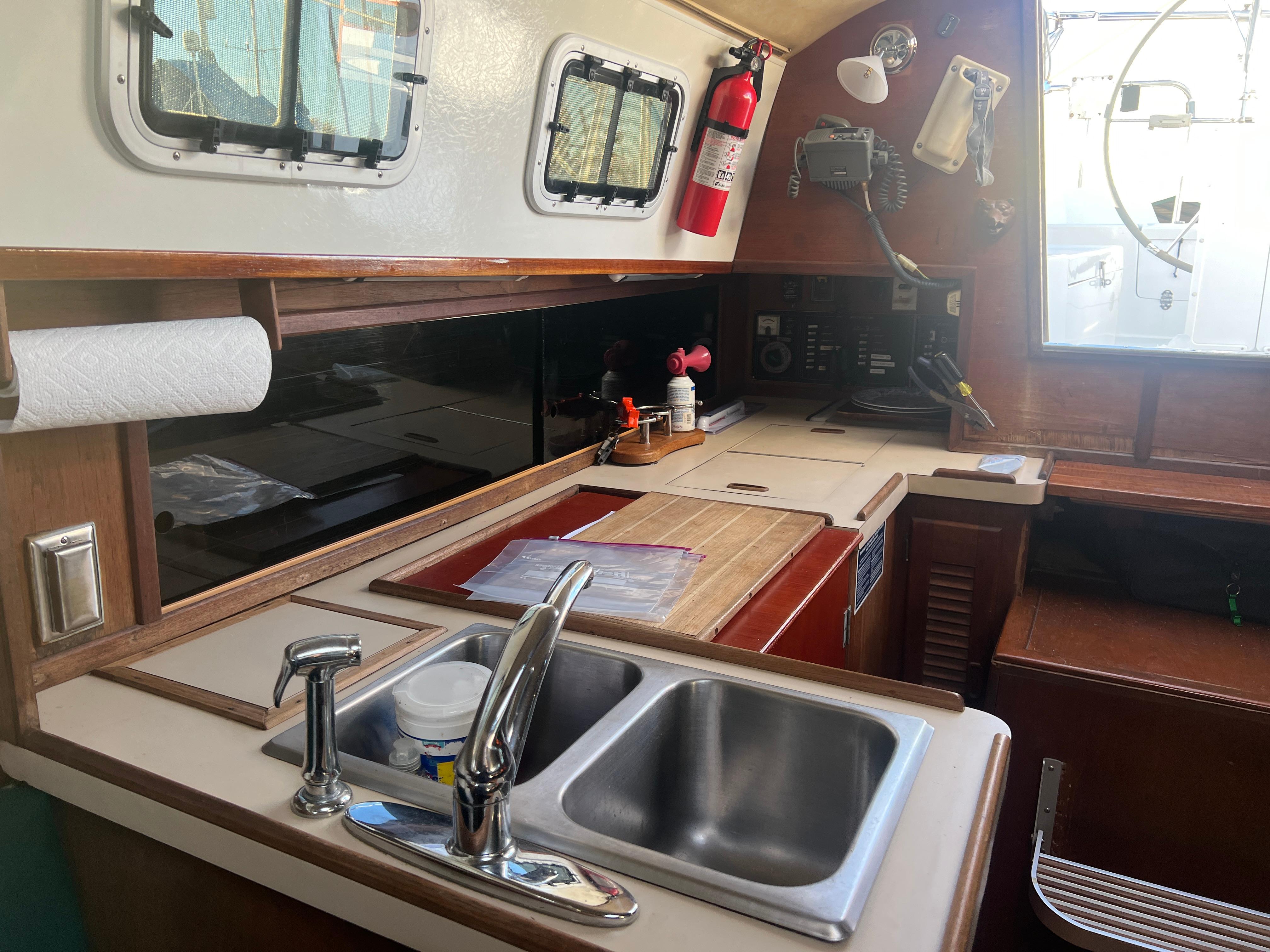 1984 Allmand 35 Sloop for sale - YachtWorld