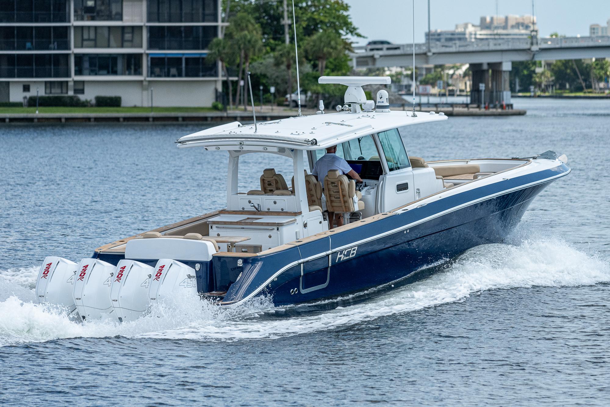 2021 HCB Lujo Barcos de consola central en venta - YachtWorld