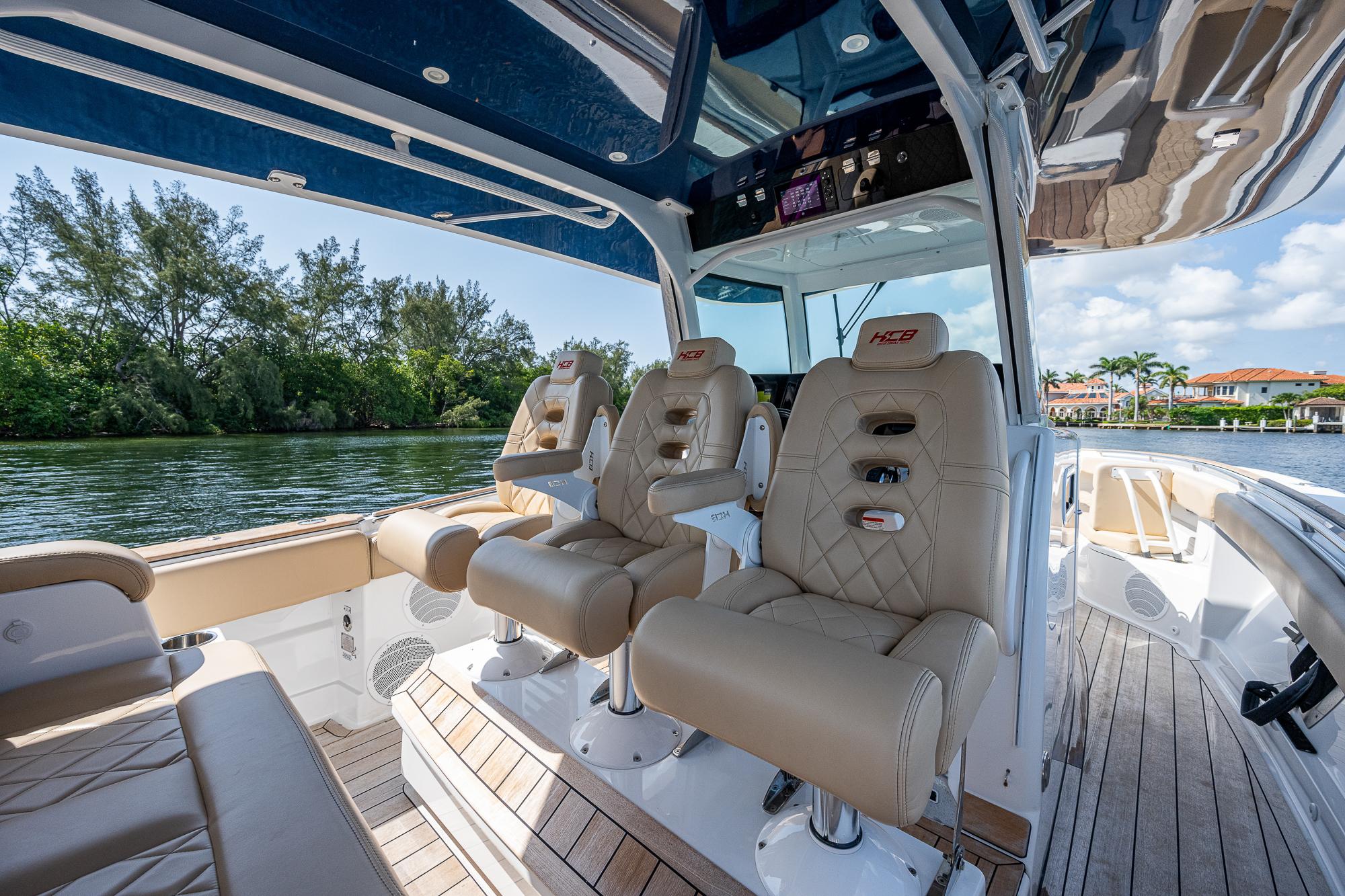 2021 HCB Lujo Barcos de consola central en venta - YachtWorld