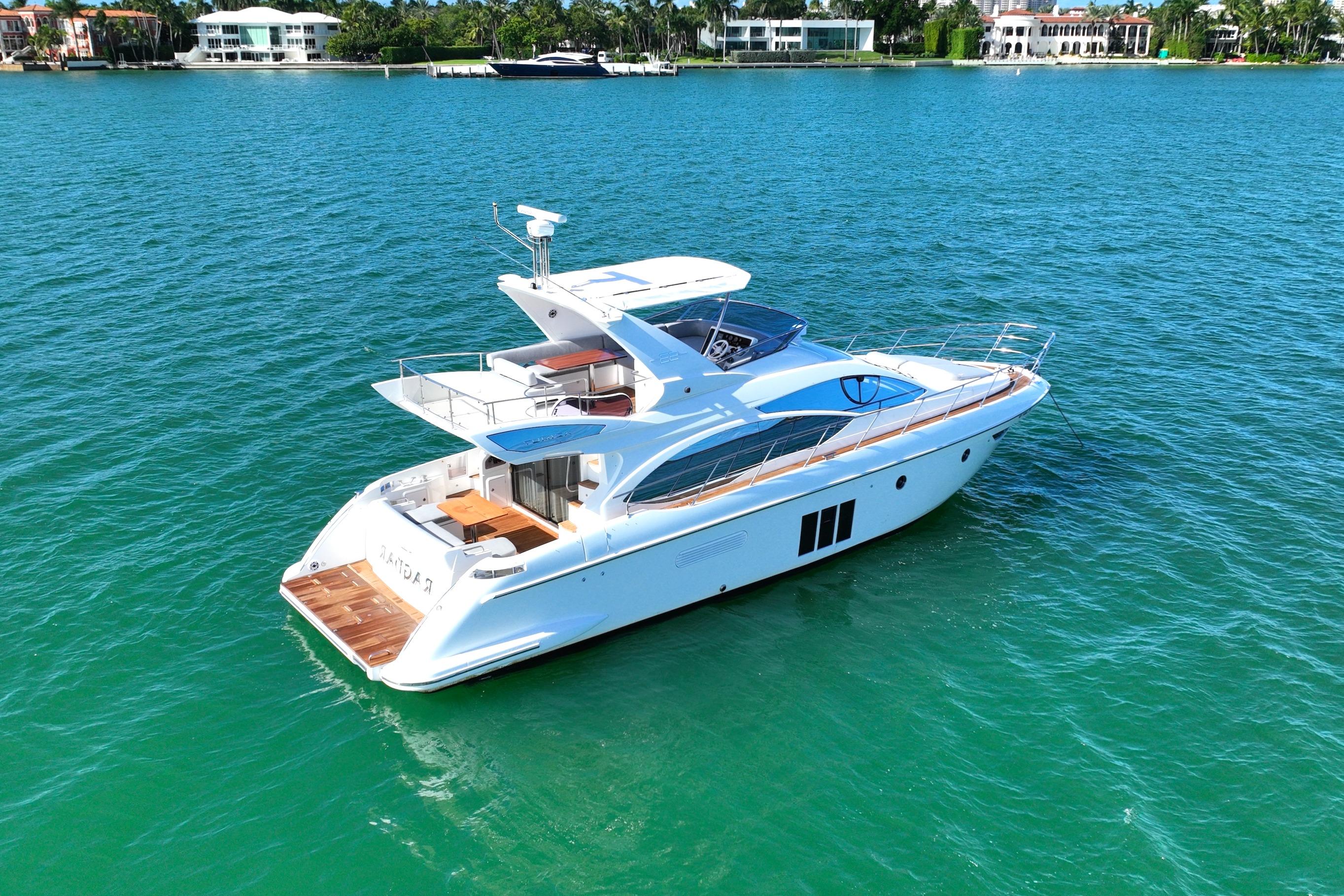 Diesel Azimut 53 Flybridge Moottoriveneet Myynniss YachtWorld