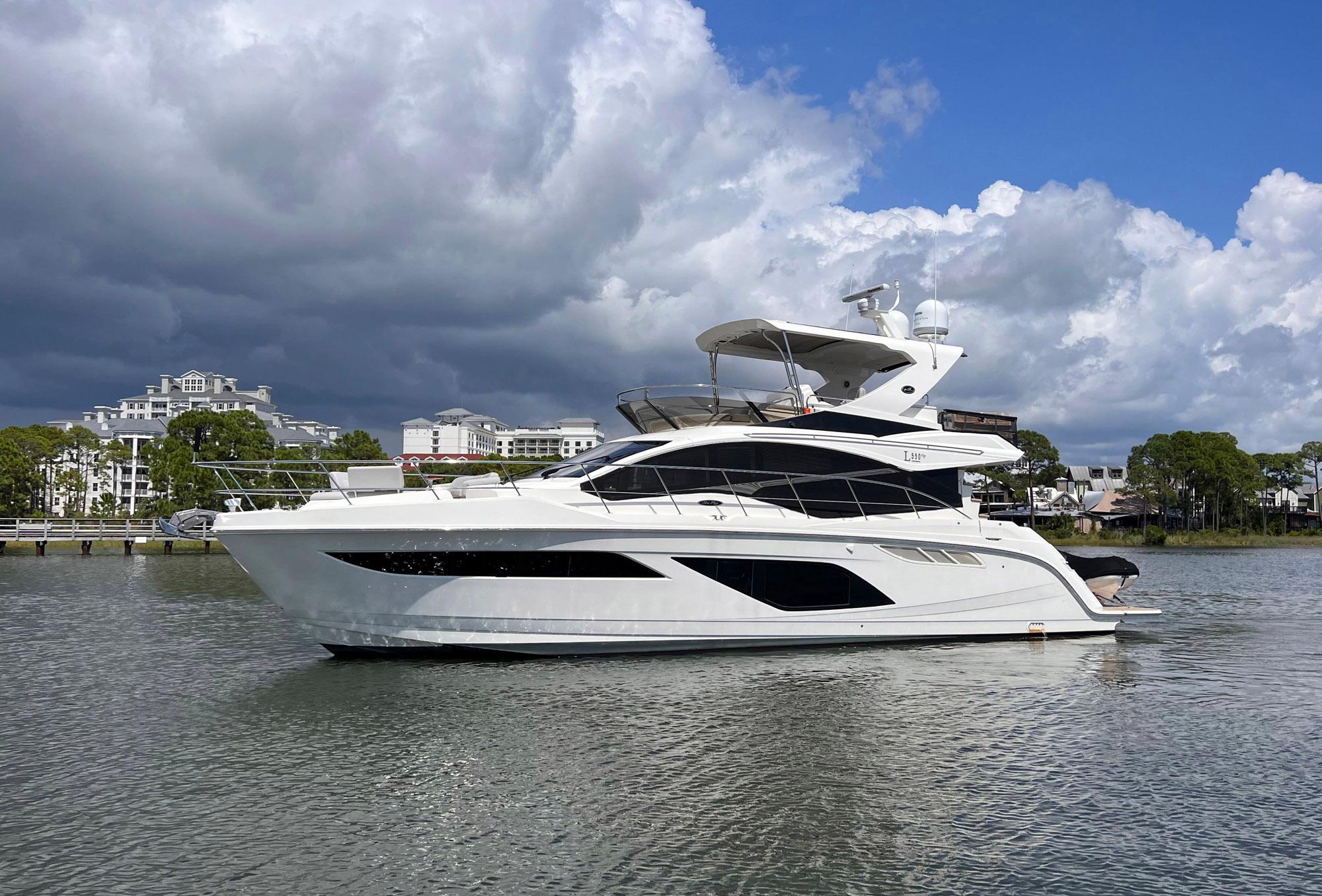 Used 2018 Sea Ray L550 Fly - Florida | TopBoats