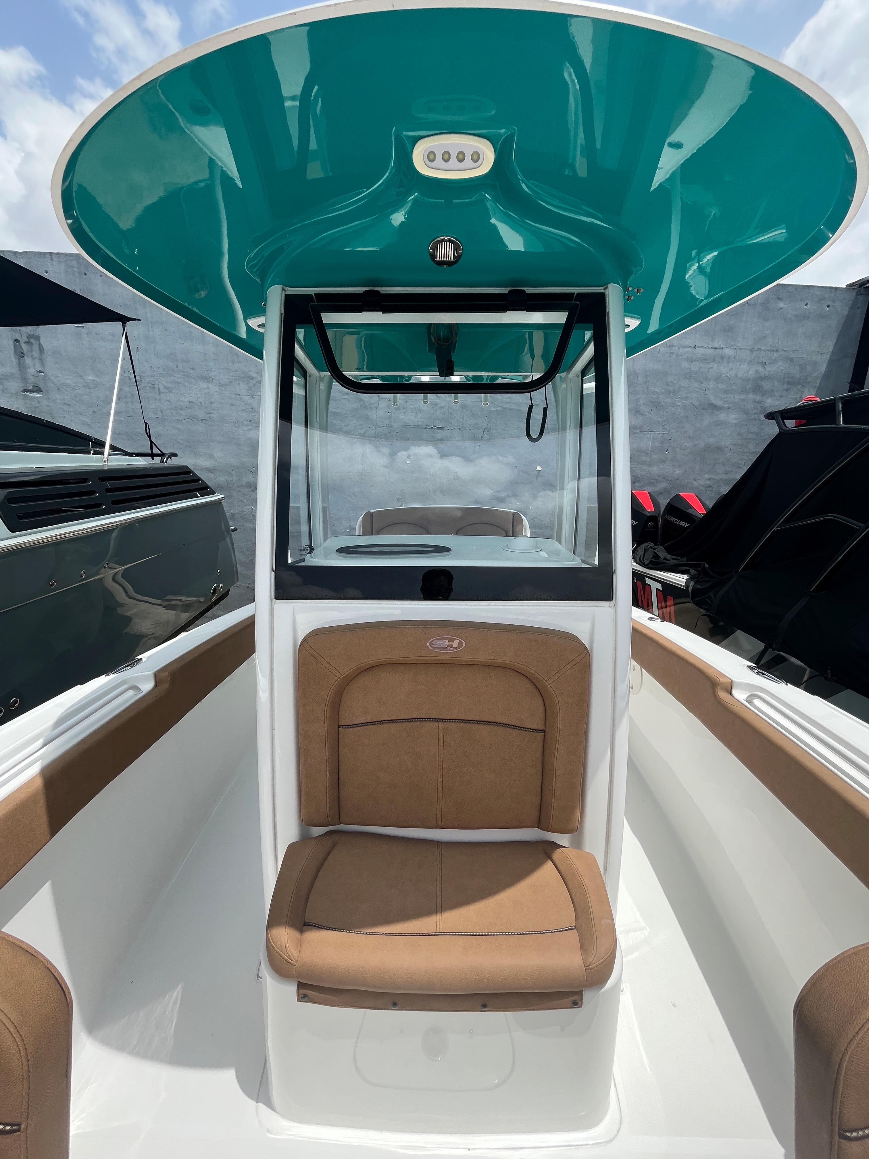 2021 Sea Hunt Ultra 265 SE Centre Console for sale - YachtWorld