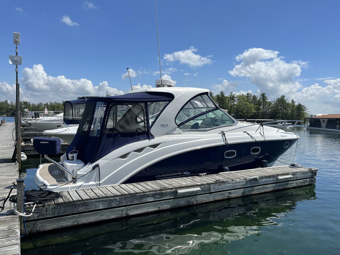 2011 Chaparral 330 Signature Cruiser for sale - YachtWorld