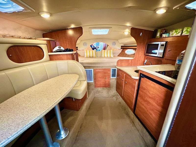 2006 Rinker 320 Express Cruiser Cruiser for sale - YachtWorld