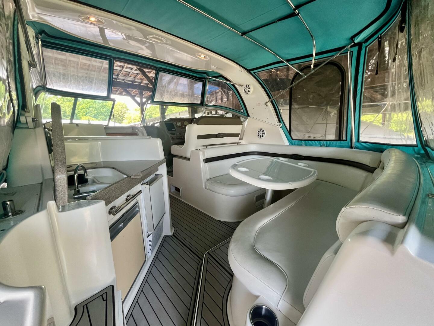 2008 Rinker 330 Express Cruiser Express Cruiser for sale - YachtWorld