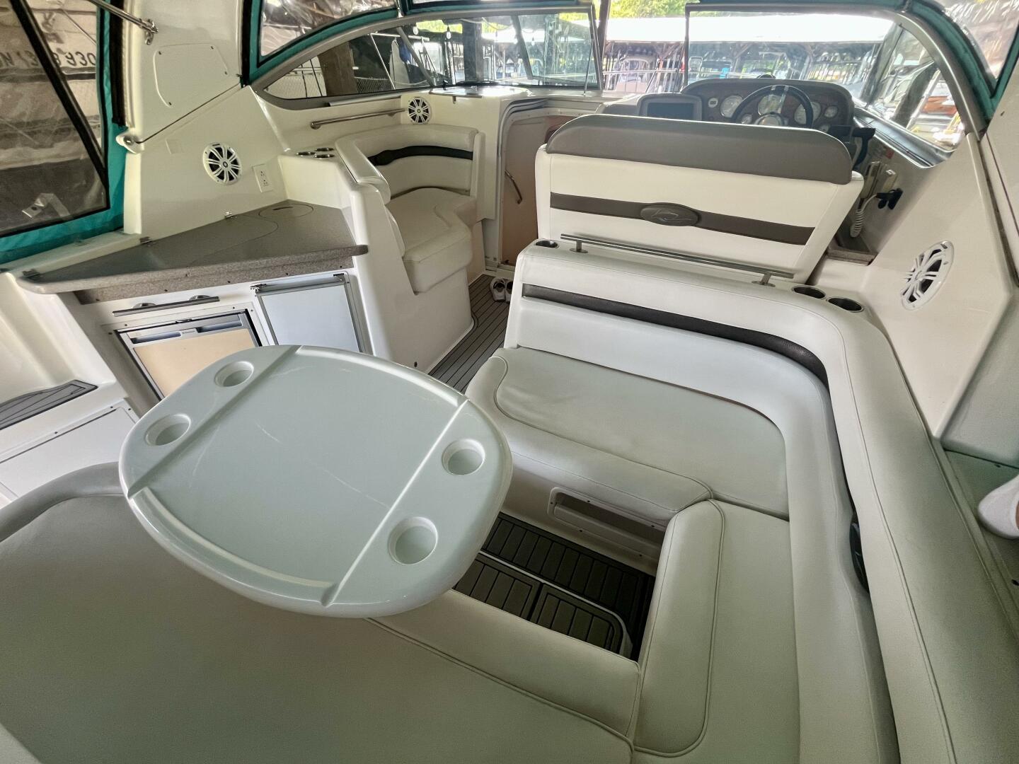 2008 Rinker 330 Express Cruiser Express Cruiser for sale - YachtWorld