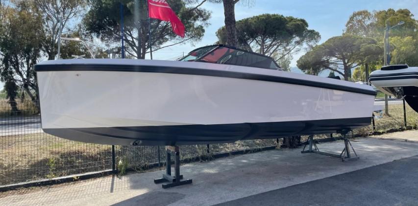 New Delta Powerboats 26 Open in 83 - Var - iNautia