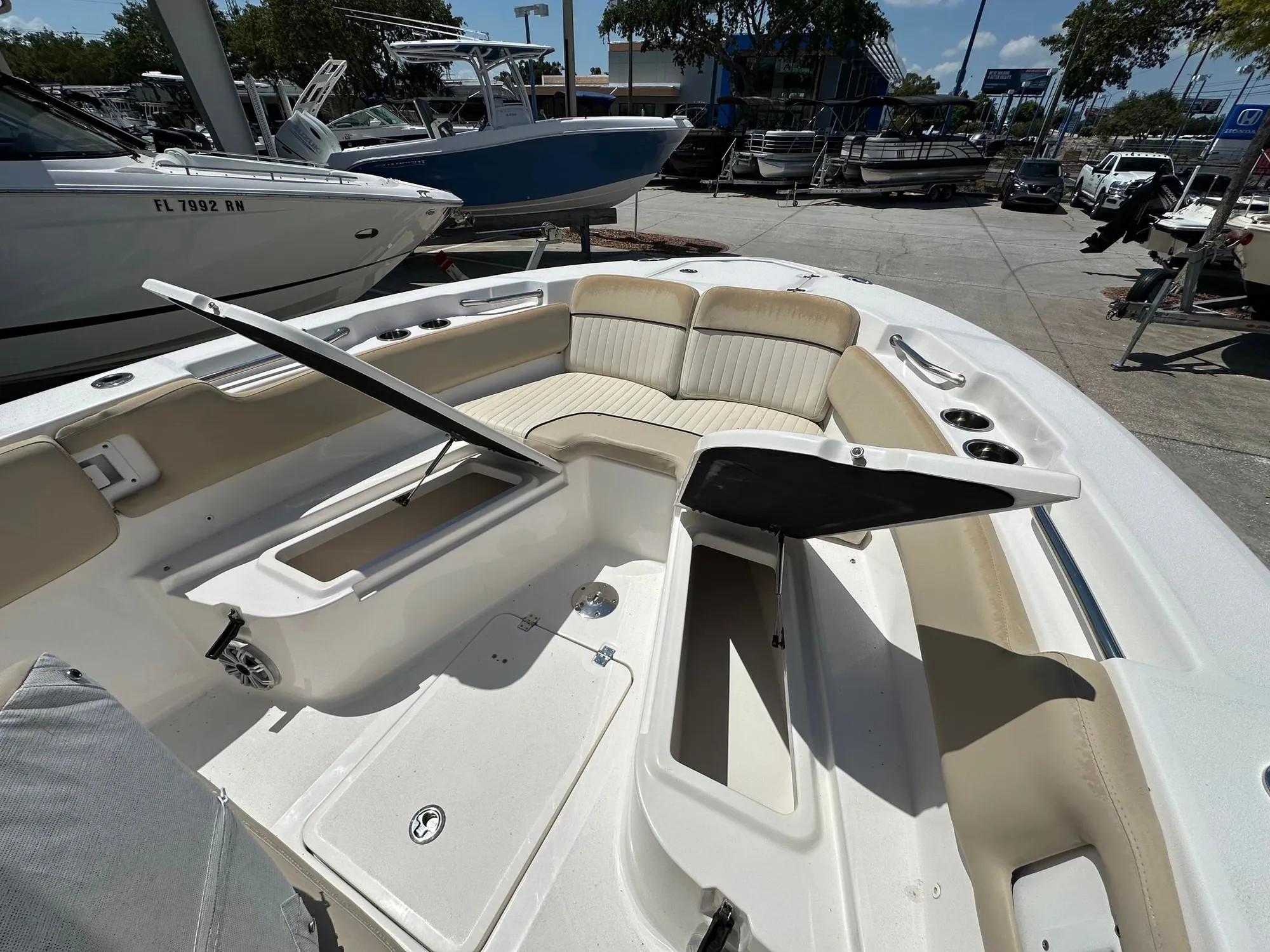 2018 Sea Fox 248 Commander Centre Console for sale - YachtWorld