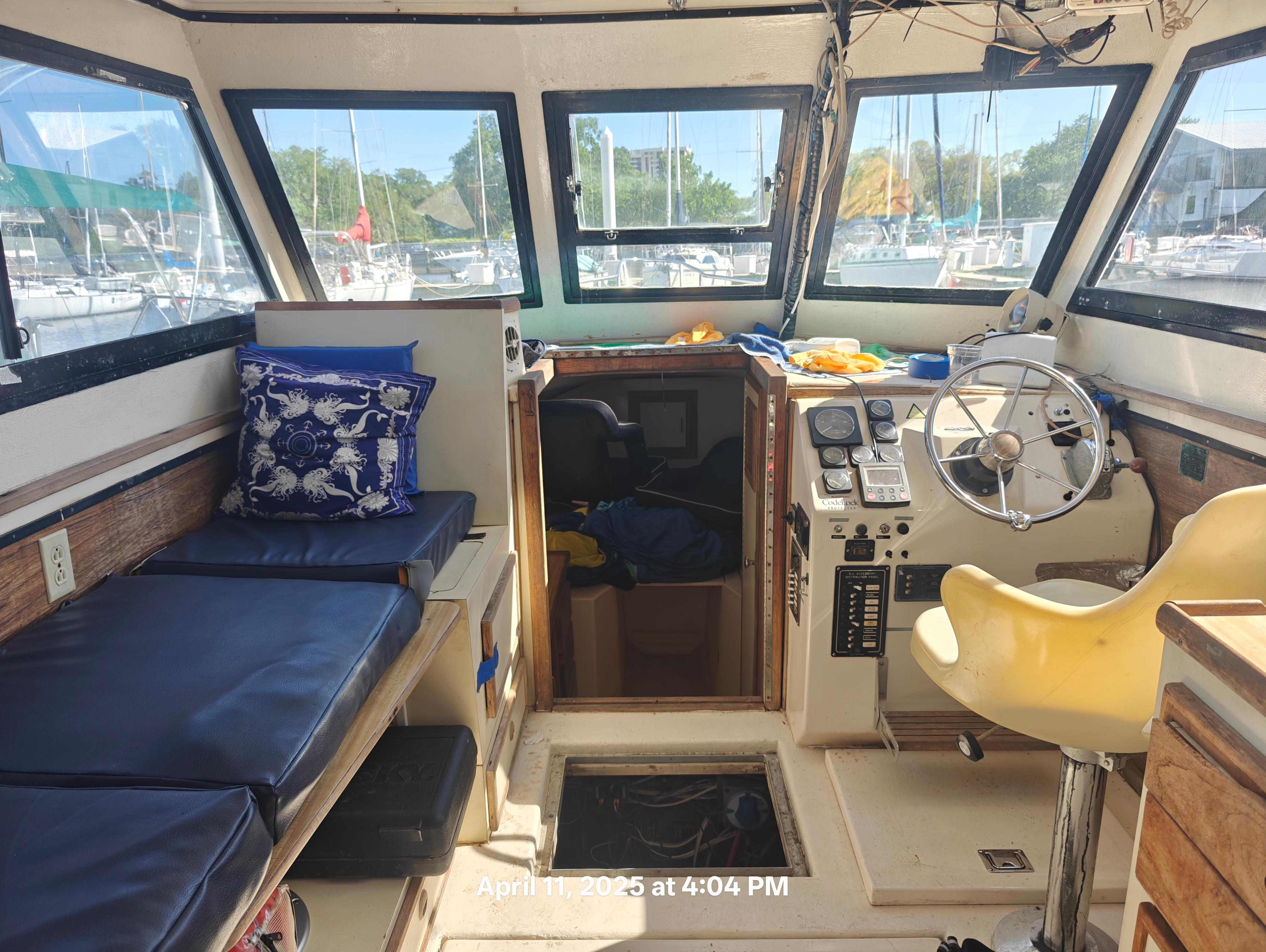 1988 Canaveral Delta 28 Cuddy Cabin for sale - YachtWorld