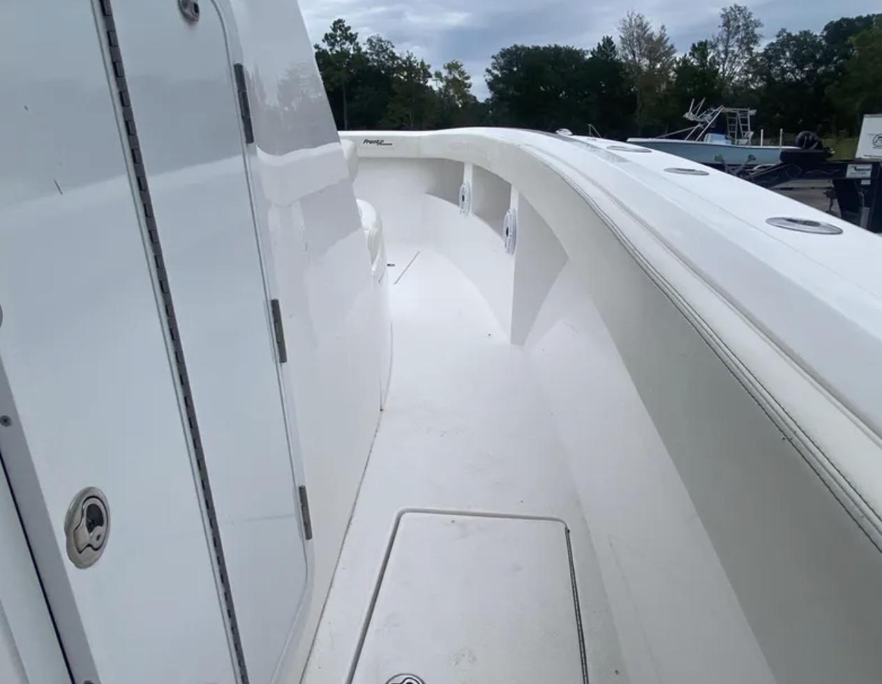 2021 Front Runner 36 Center Console Center Console for sale - YachtWorld