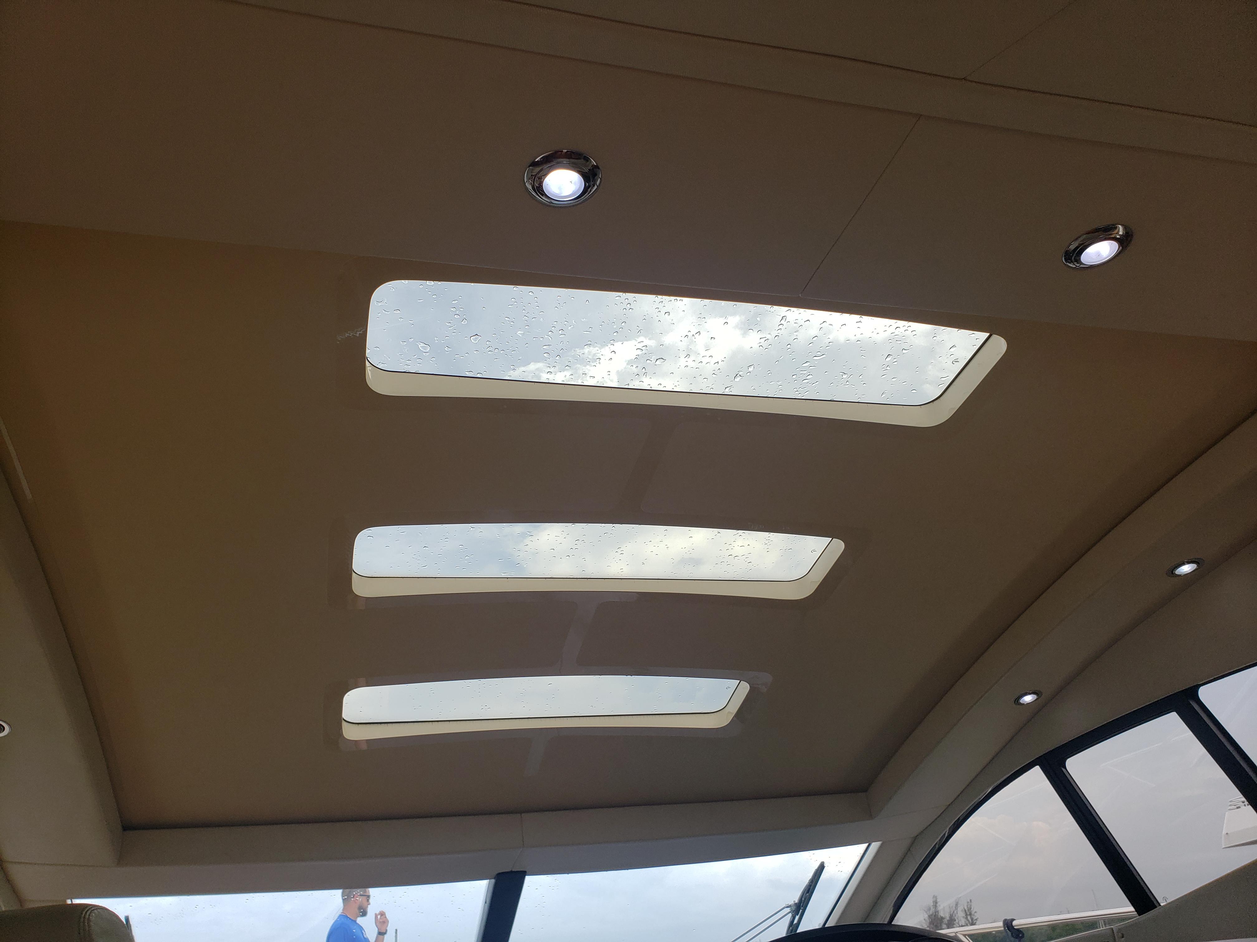 2010 Sunseeker Predator 52 Motor Yachts for sale - YachtWorld