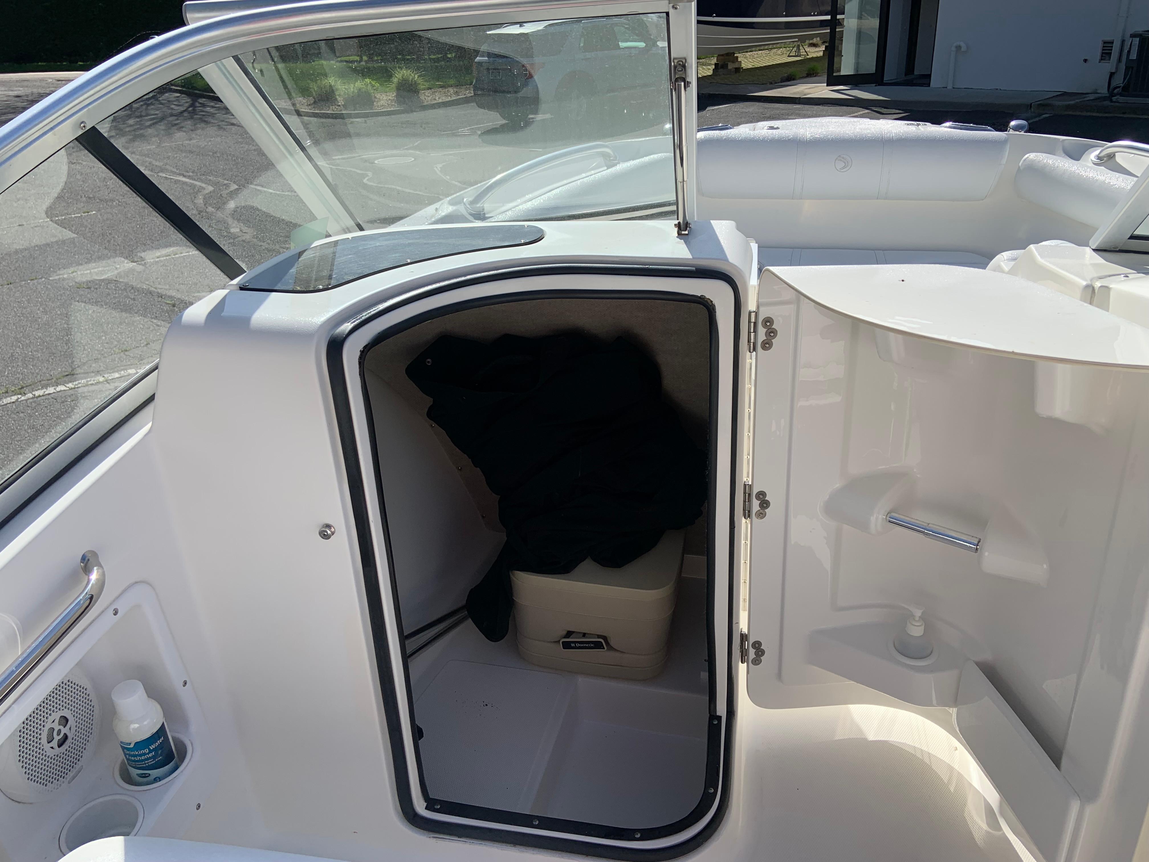 2008 Edgewater 205 Crossover Ski and Fish for sale - YachtWorld