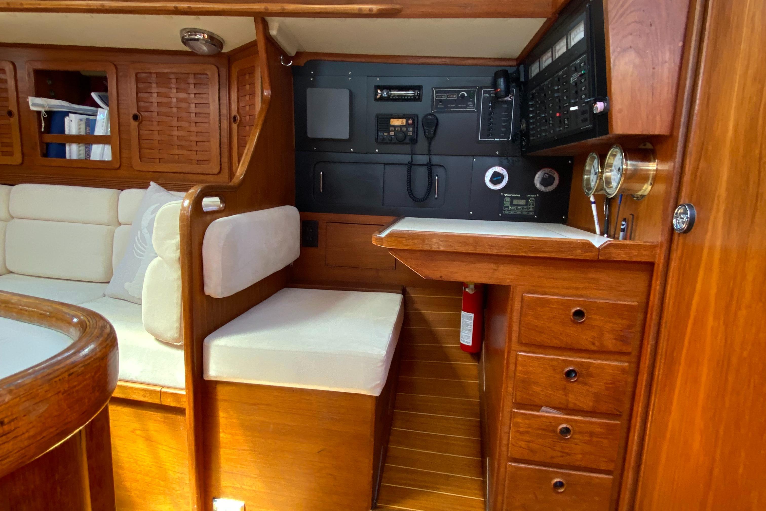 1988 Sabre 38 MK II Sloop for sale - YachtWorld