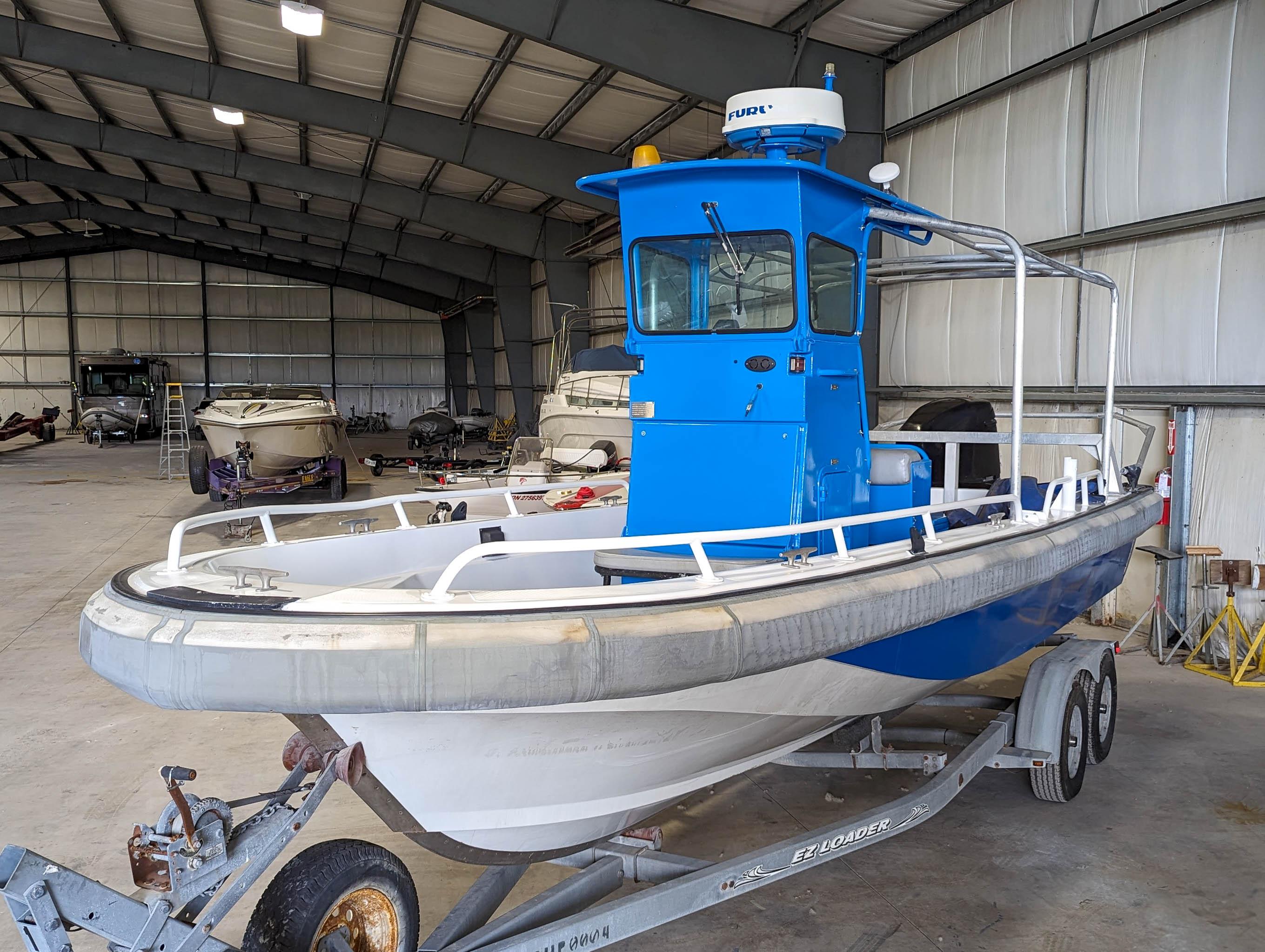2003 Boston Whaler Guardian 27 Commercial for sale - YachtWorld