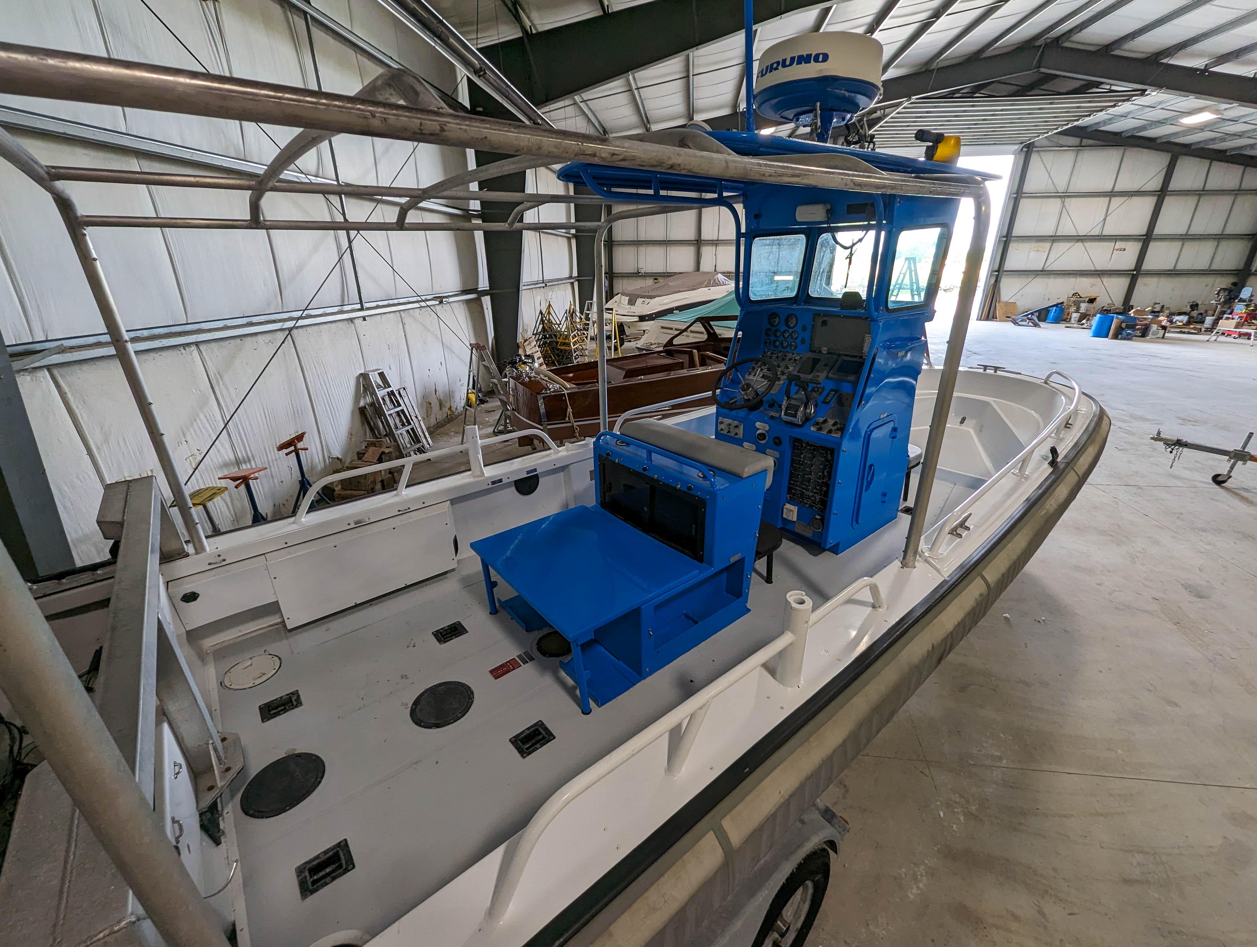 2003 Boston Whaler Guardian 27 Commercial for sale - YachtWorld