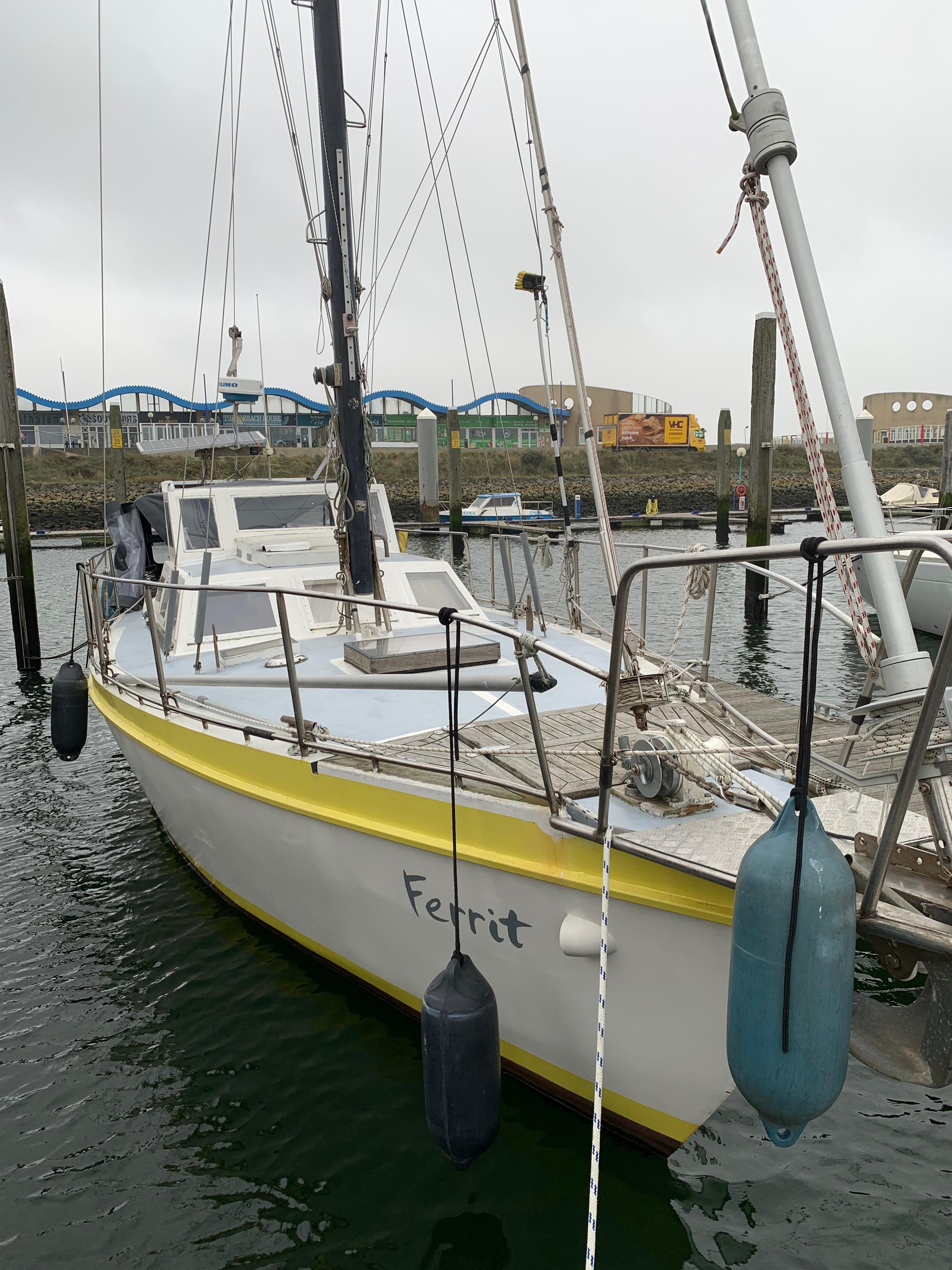 Occasion 1996 Custom ADLA | YachtFocus