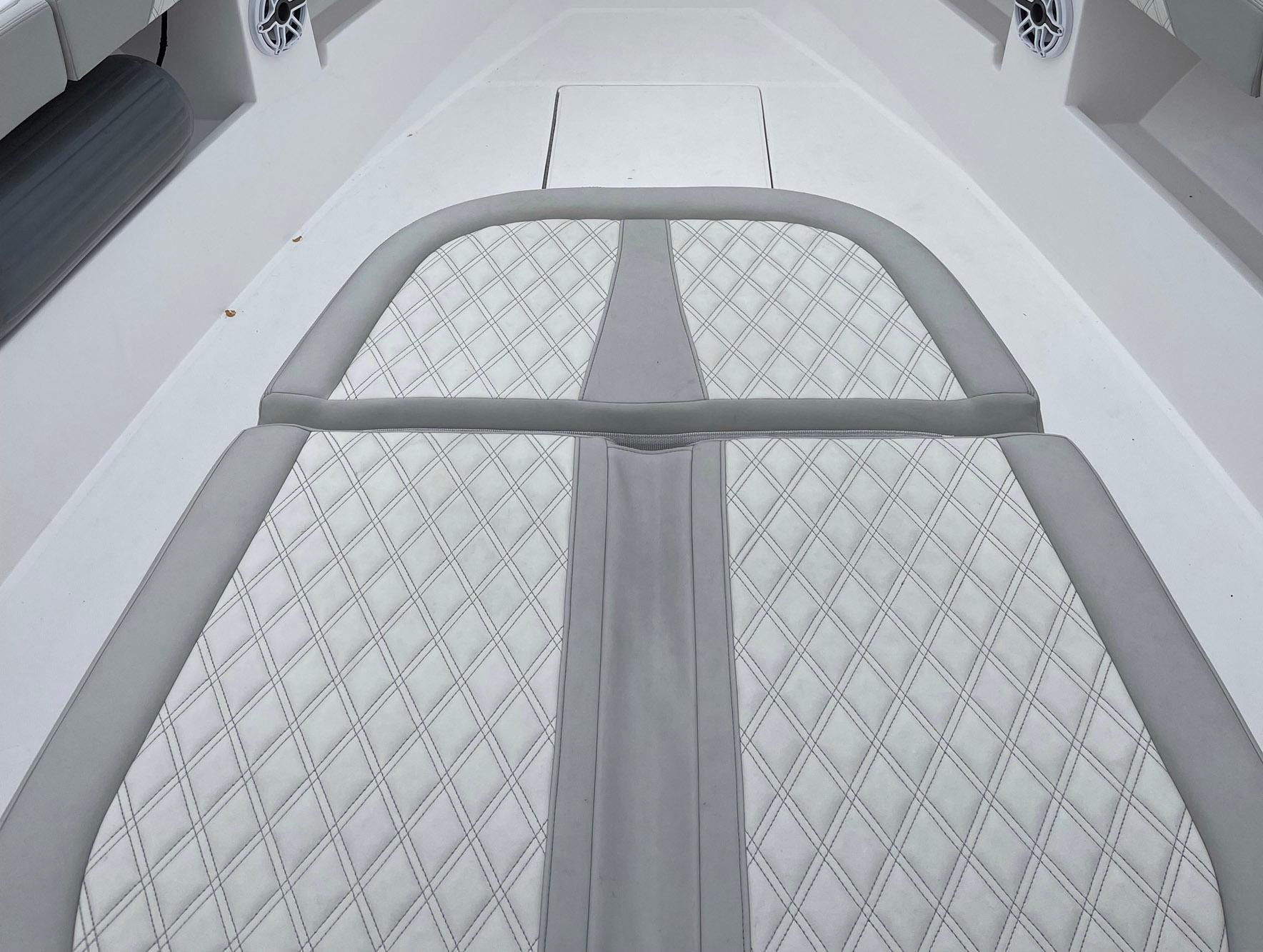 2022 Front Runner 39 Center Console Center Console for sale - YachtWorld