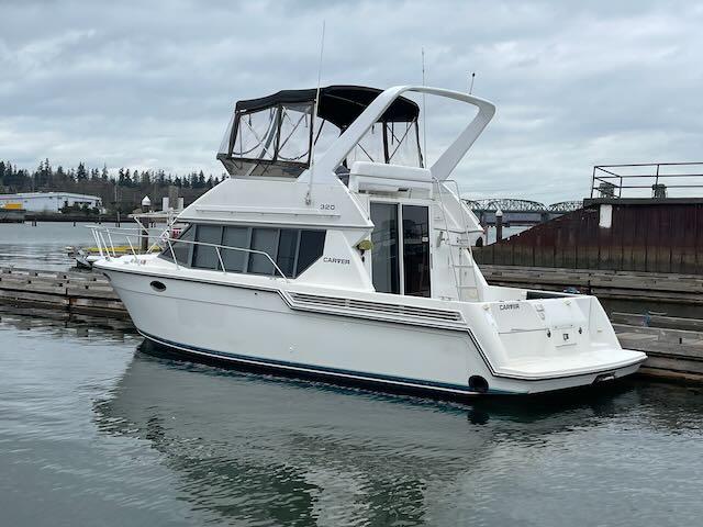 1996 Carver 320 Voyager Flybridge for sale - YachtWorld