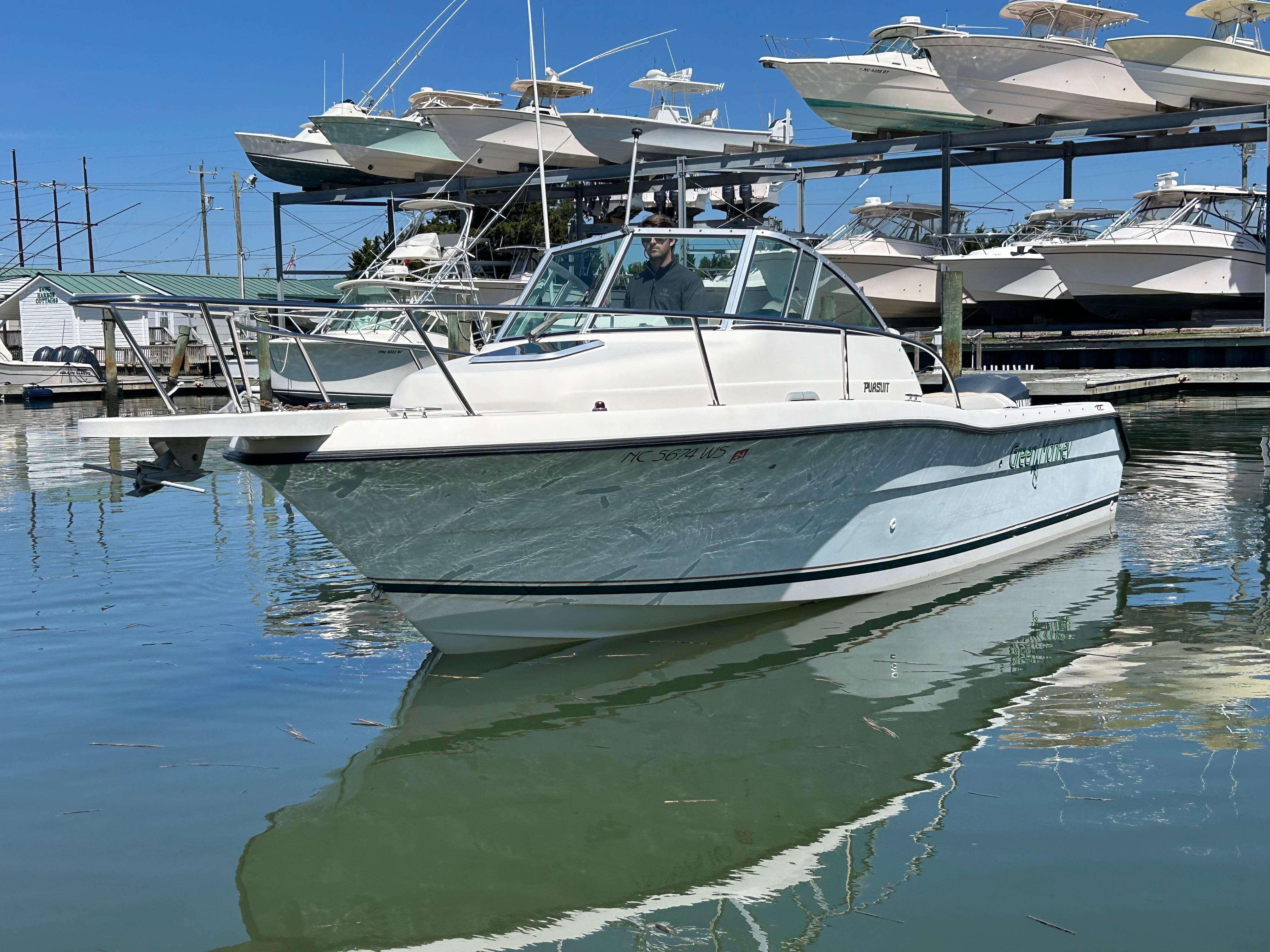 2002 Pursuit 2470 Walkaround Fischerboot (Salzwasser) Kaufen - YachtWorld