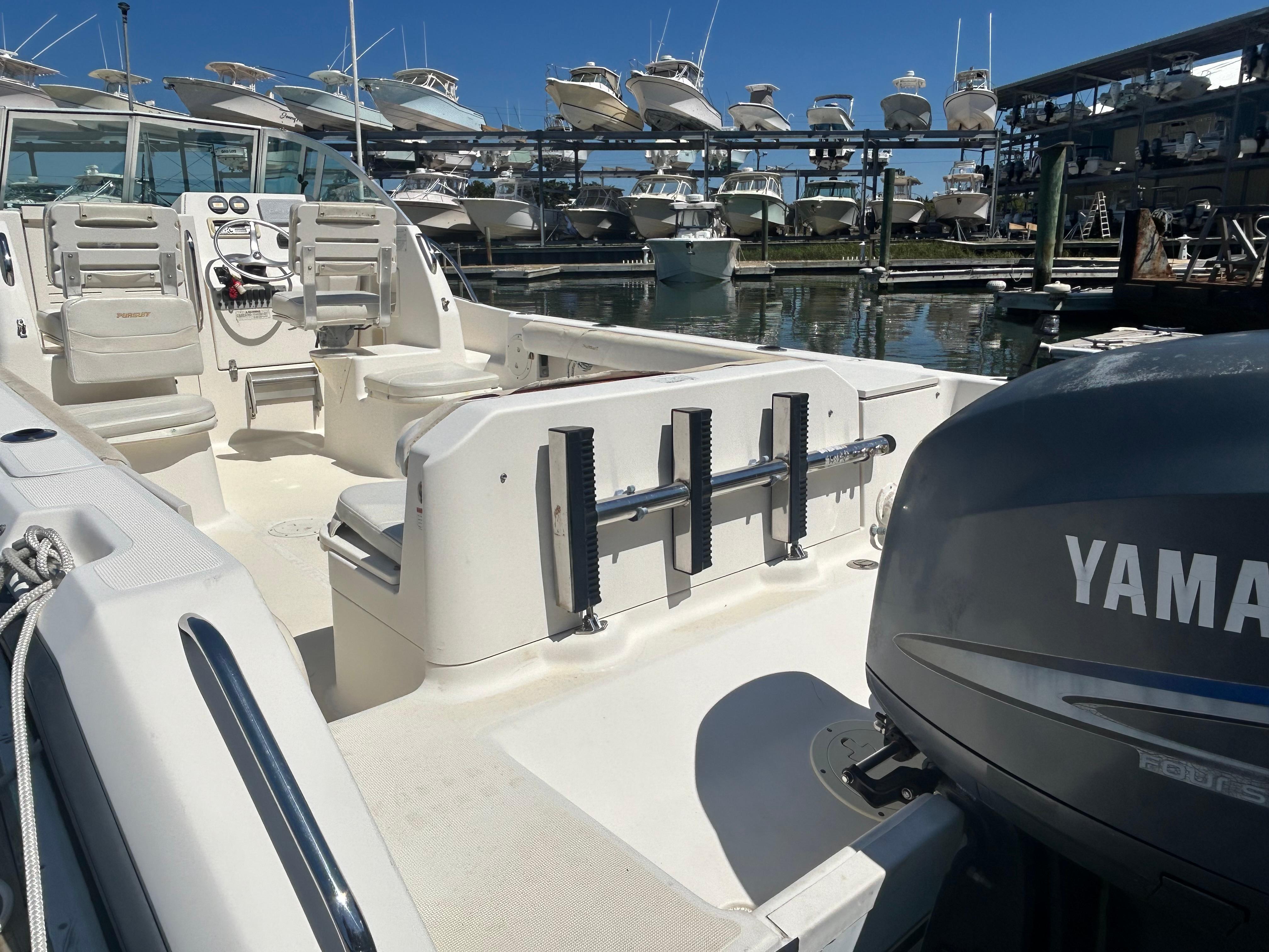 2002 Pursuit 2470 Walkaround Fischerboot (Salzwasser) Kaufen - YachtWorld