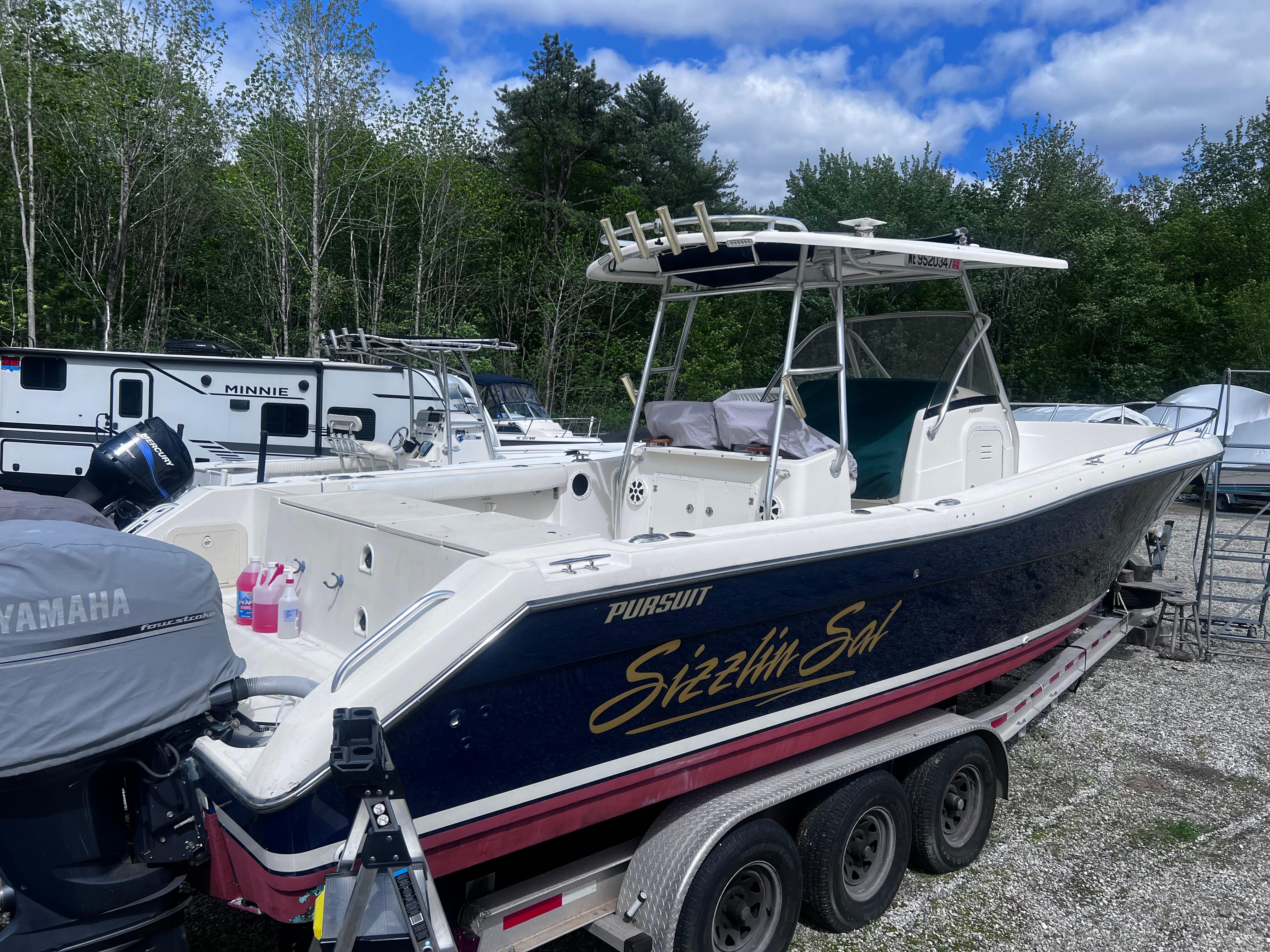 2001 Pursuit 3070 Center Console Center Console for sale - YachtWorld