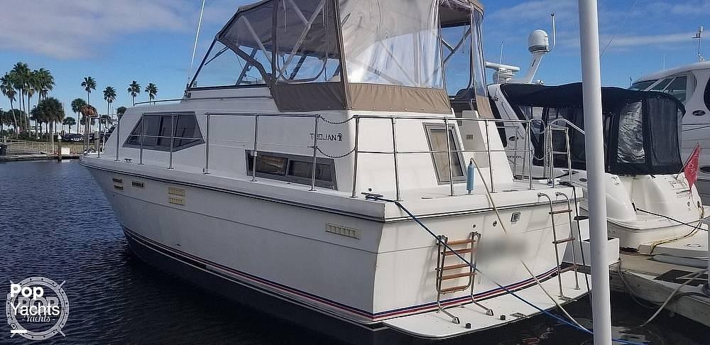 Trojan Tri-Cabin | 1987 | 11m - Floride | Boatshop24