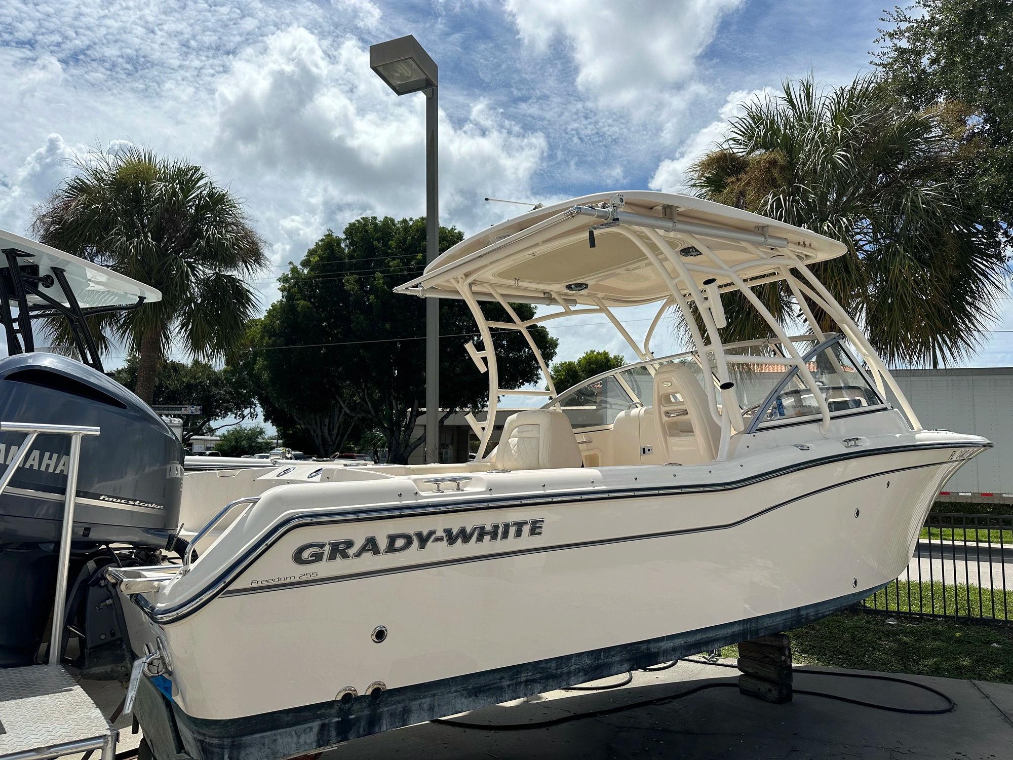 2020 Grady-White Freedom 255 Dual Console for sale - YachtWorld