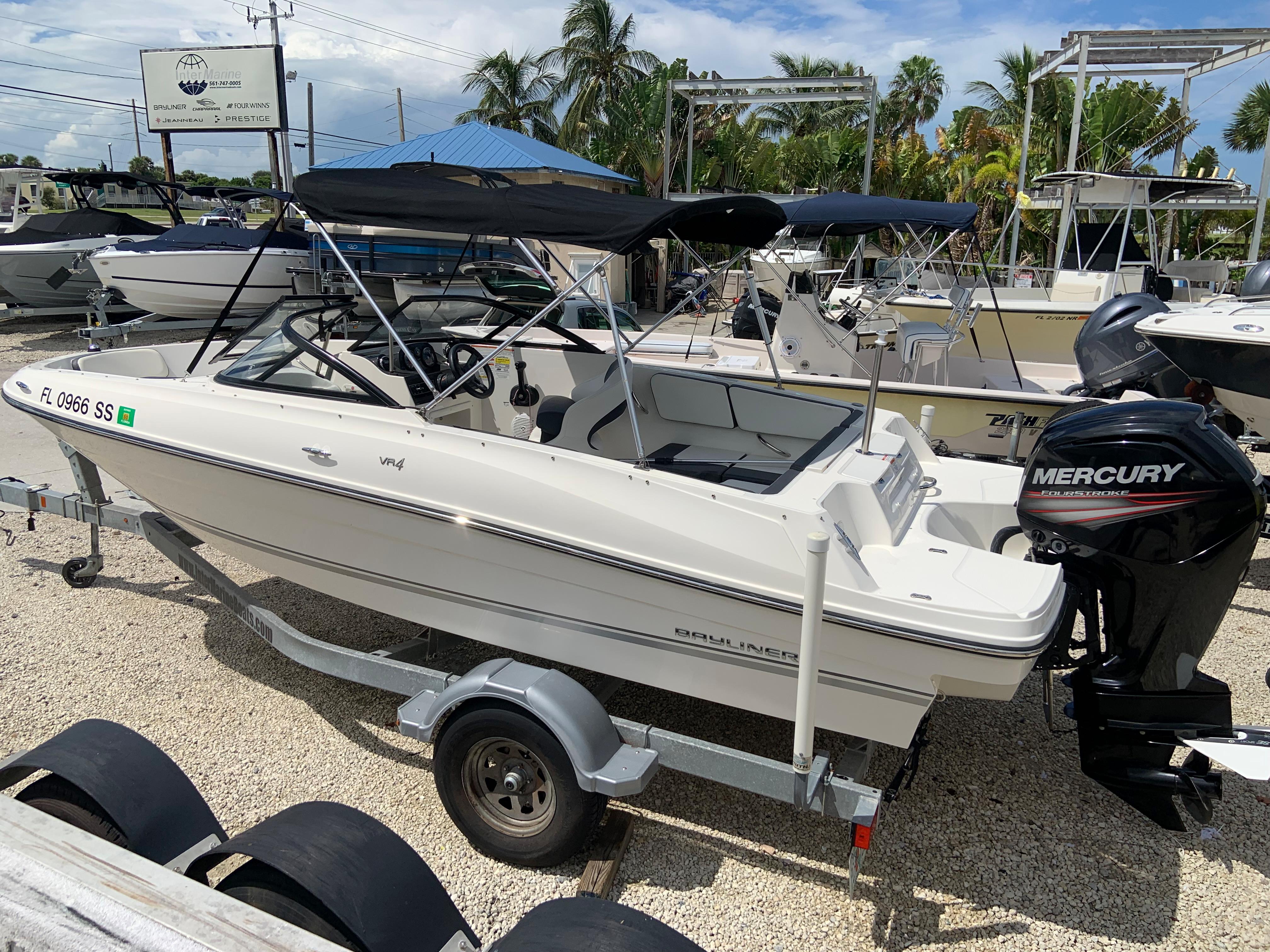 2019 Bayliner VR4 OB Bowrider for sale - YachtWorld