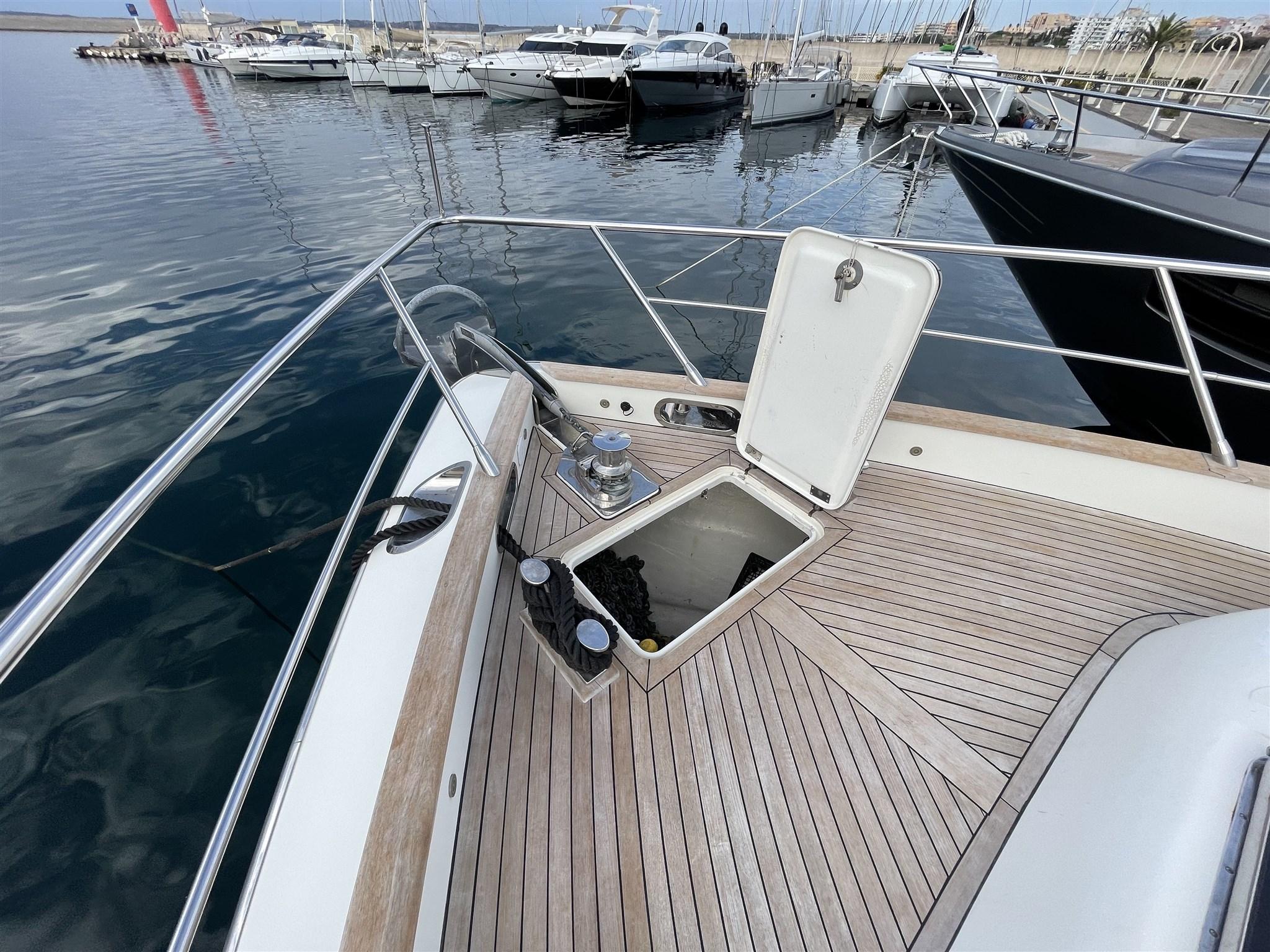 Custom Cantiere Nautico VZ 20 | 2004 | 19m - Piacenza | Boatshop24