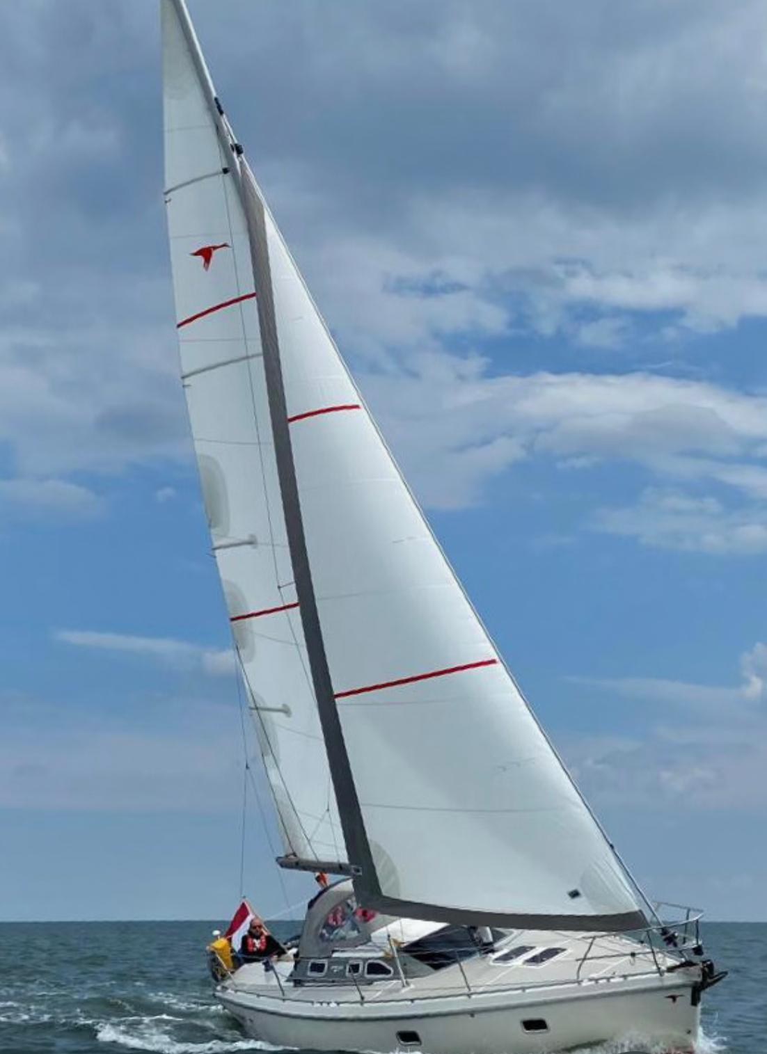 Used 1997 Etap 32i | YachtFocus