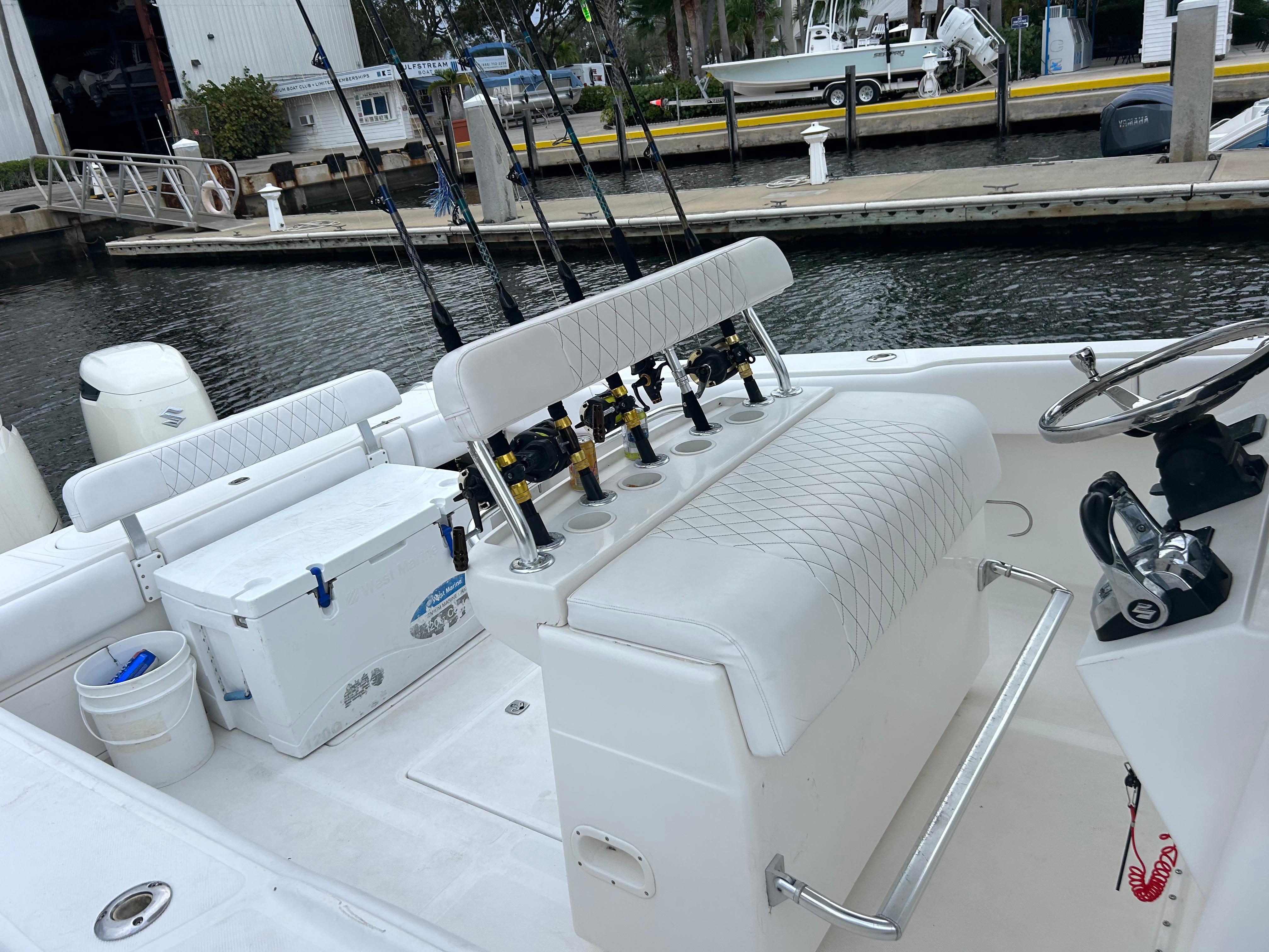 2004 Venture 34 Center Console Center Console for sale - YachtWorld