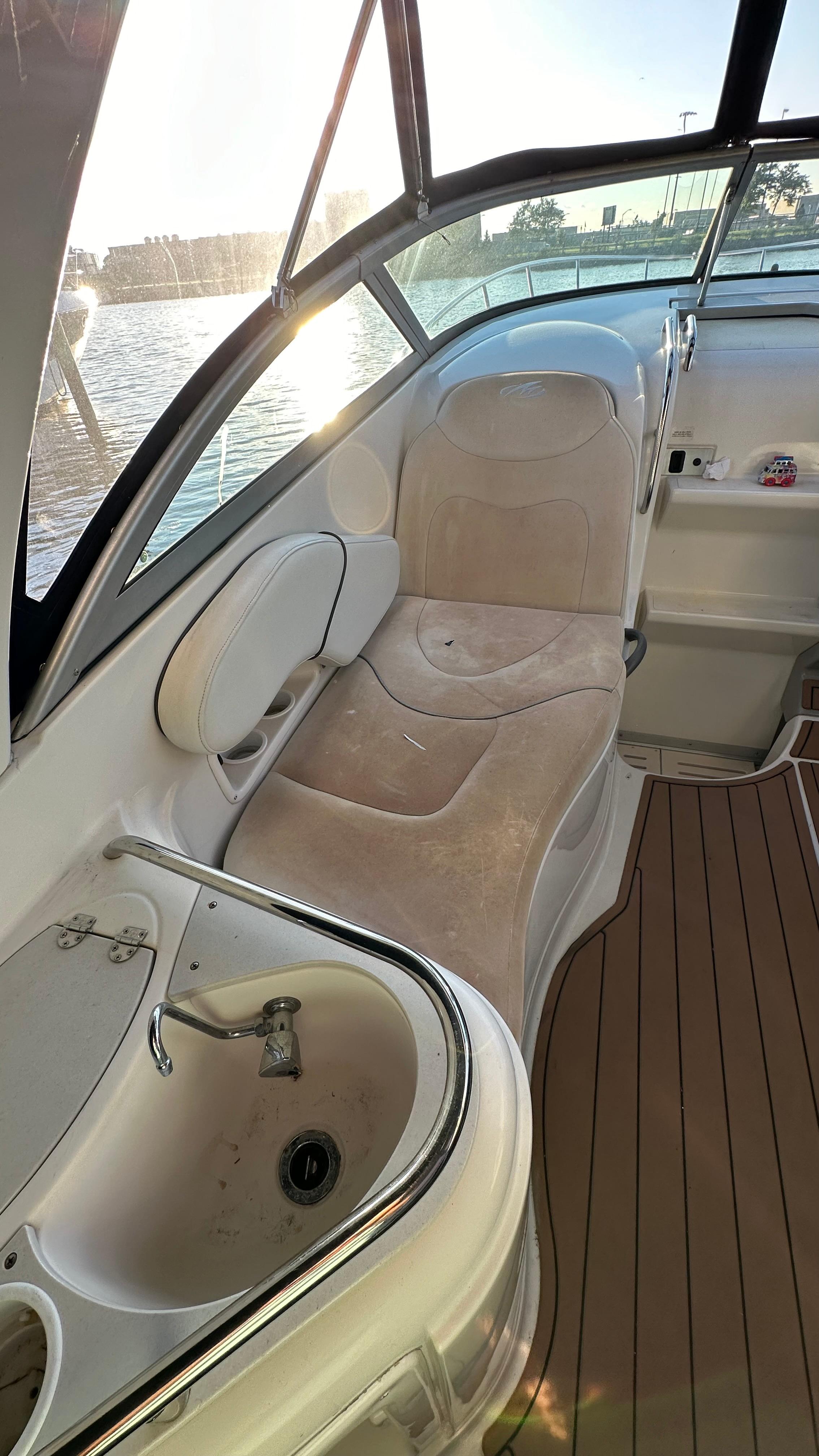 2004 Monterey 270 Cruiser Cruiser for sale - YachtWorld