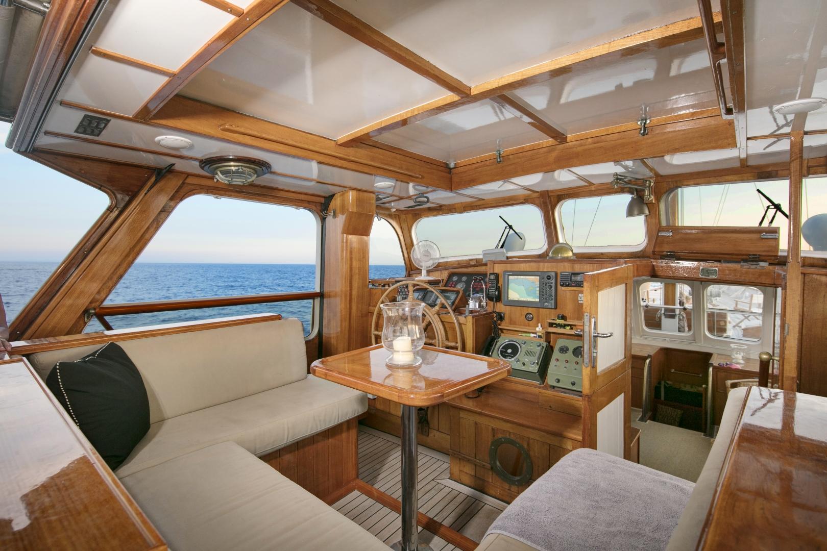 ATALANTA J Antique and Classic Feadship for sale - YachtWorld