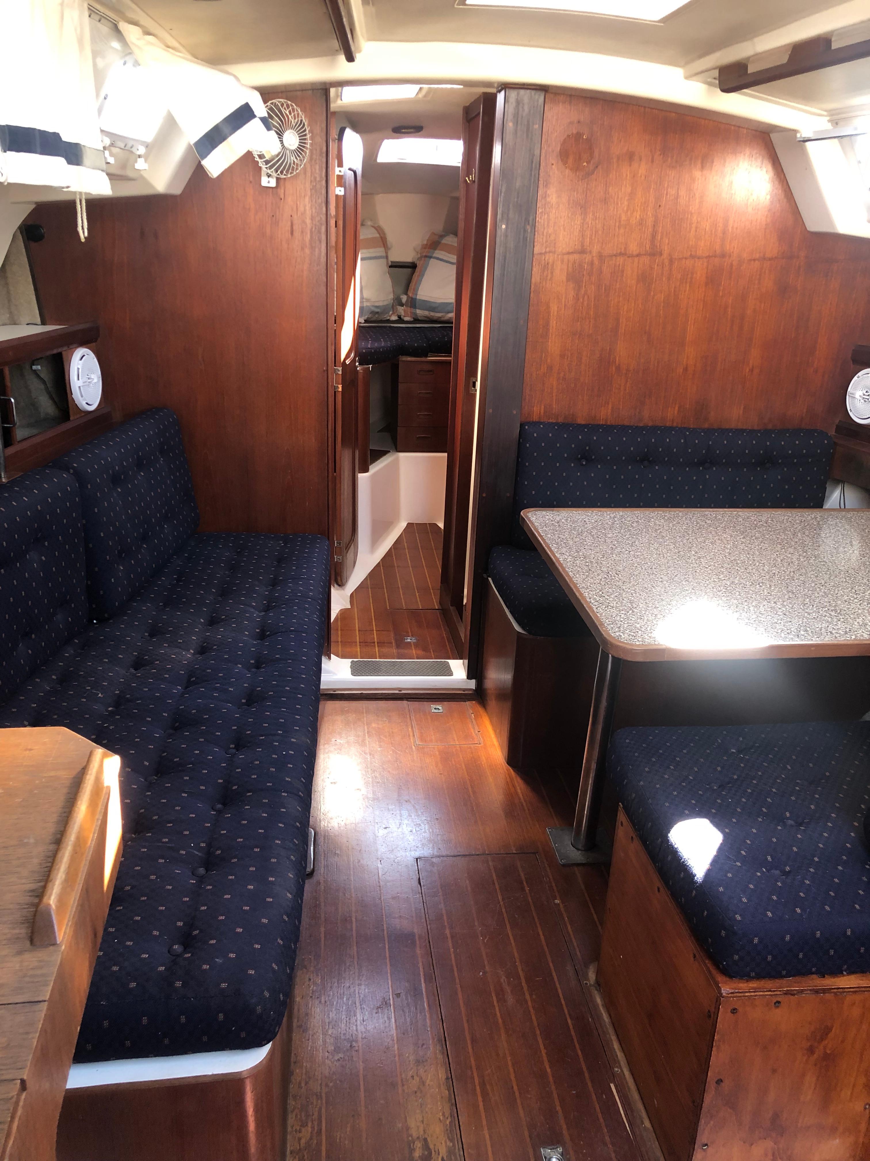 1983 Hunter 34 Cruiser for sale - YachtWorld