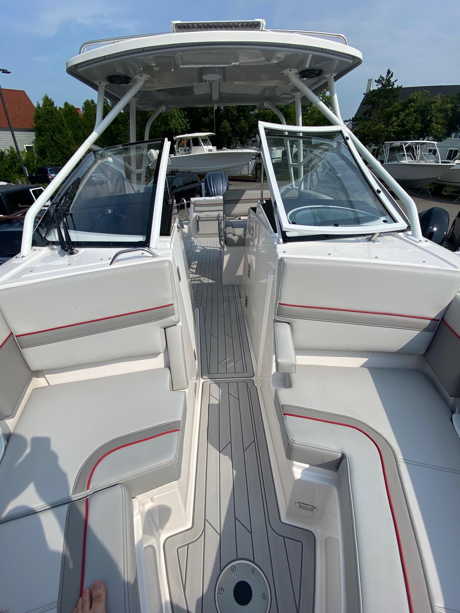 2024 Solara S-250 DC Dual Console for sale - YachtWorld