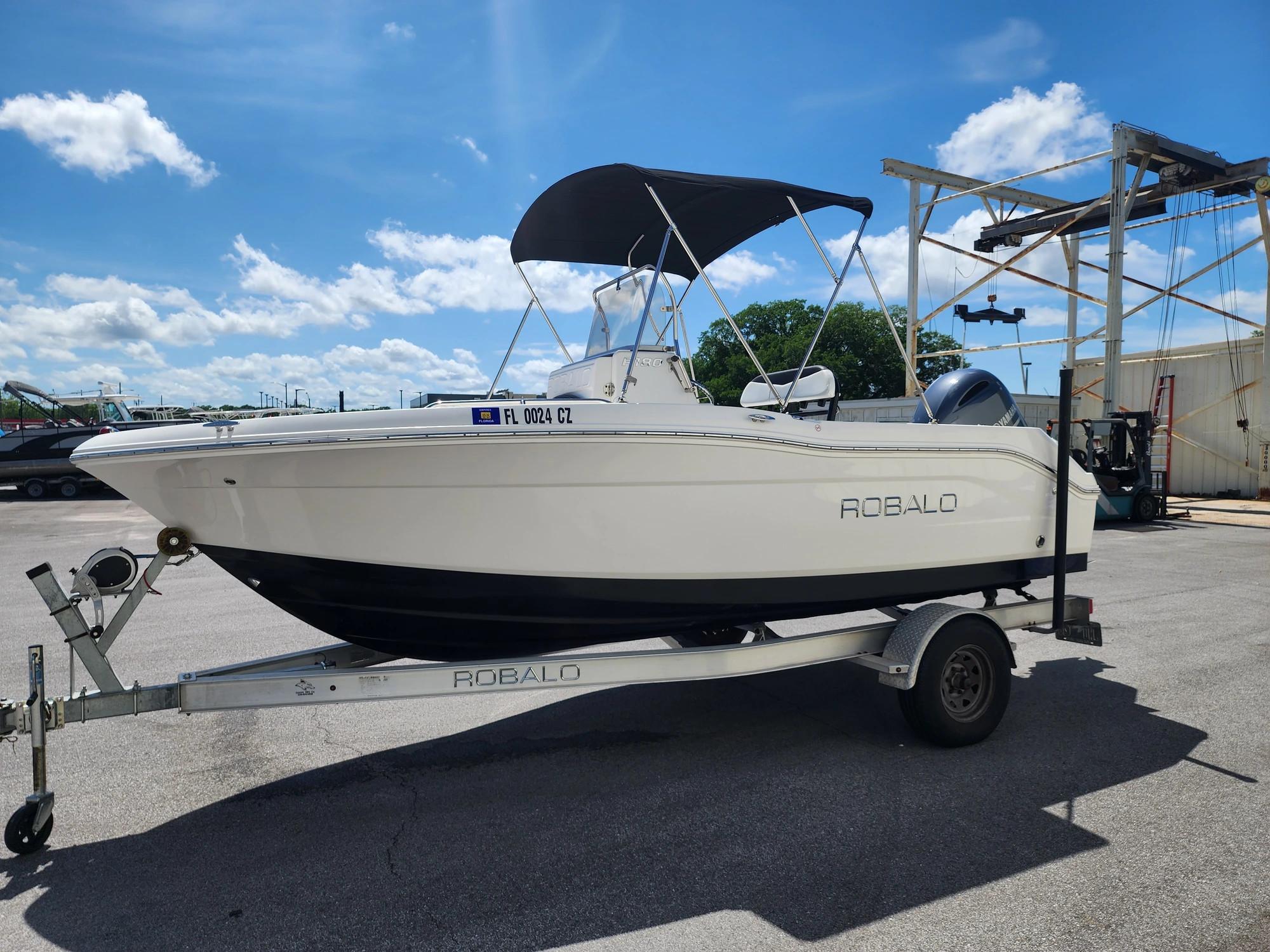 2018 Robalo 180 CC Center Console for sale - YachtWorld