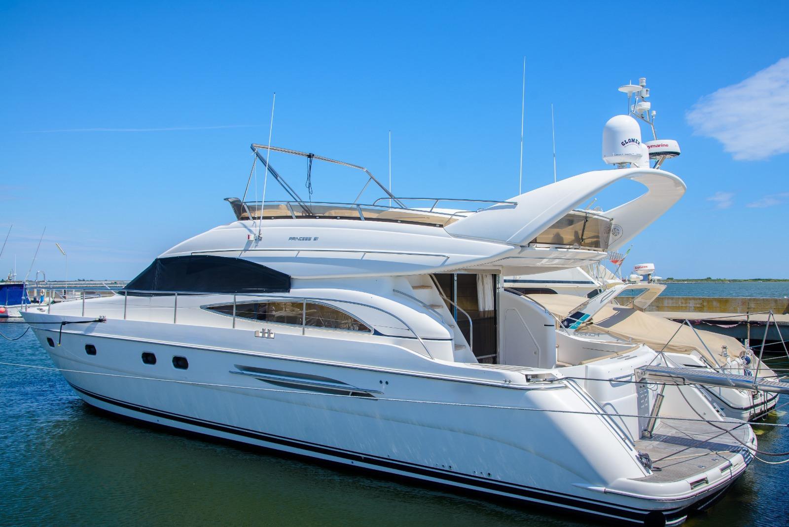 Princess Yachts 61 Usate a Rovigo - iNautia