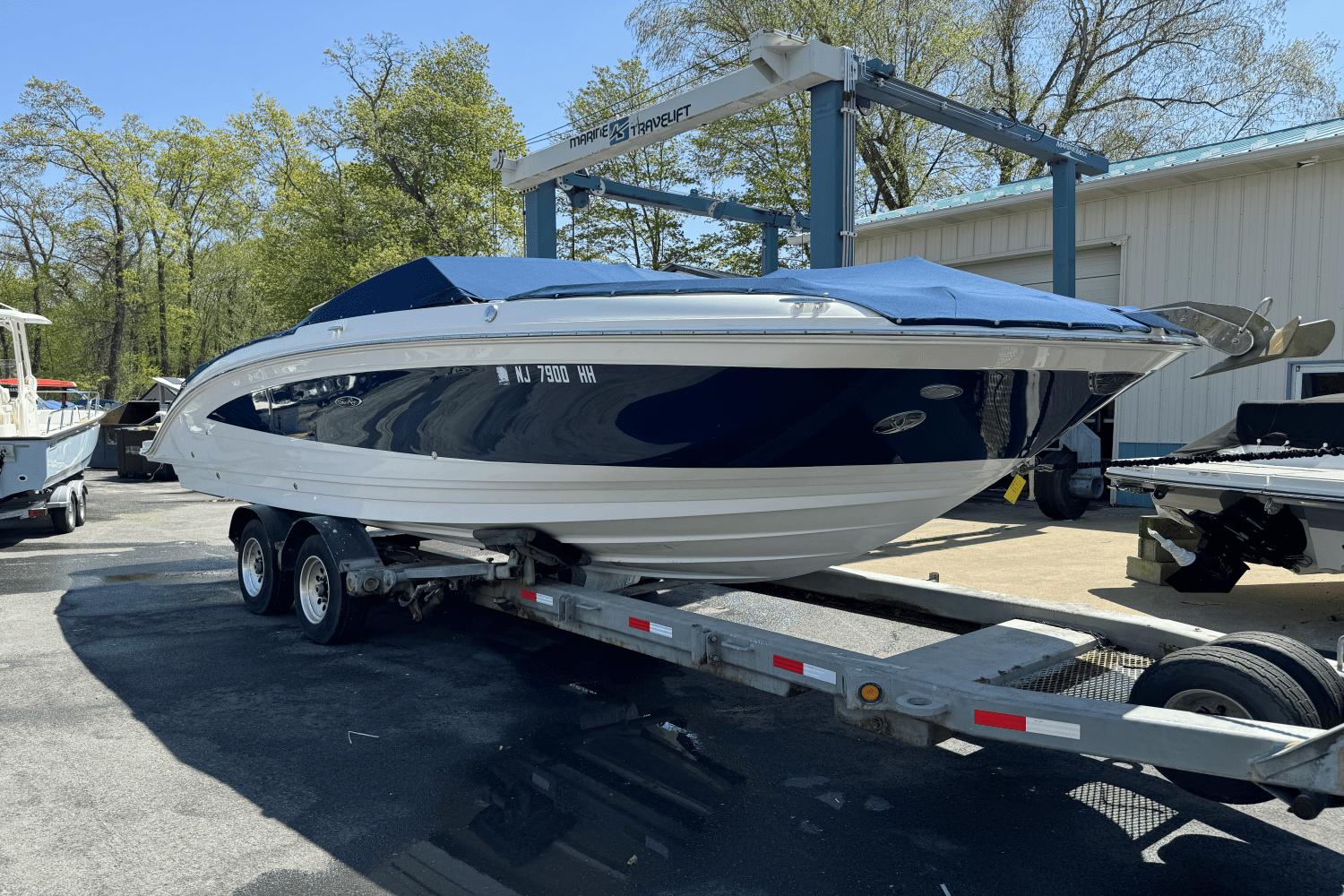 2016 Sea Ray 290 Sundeck Runabout for sale - YachtWorld