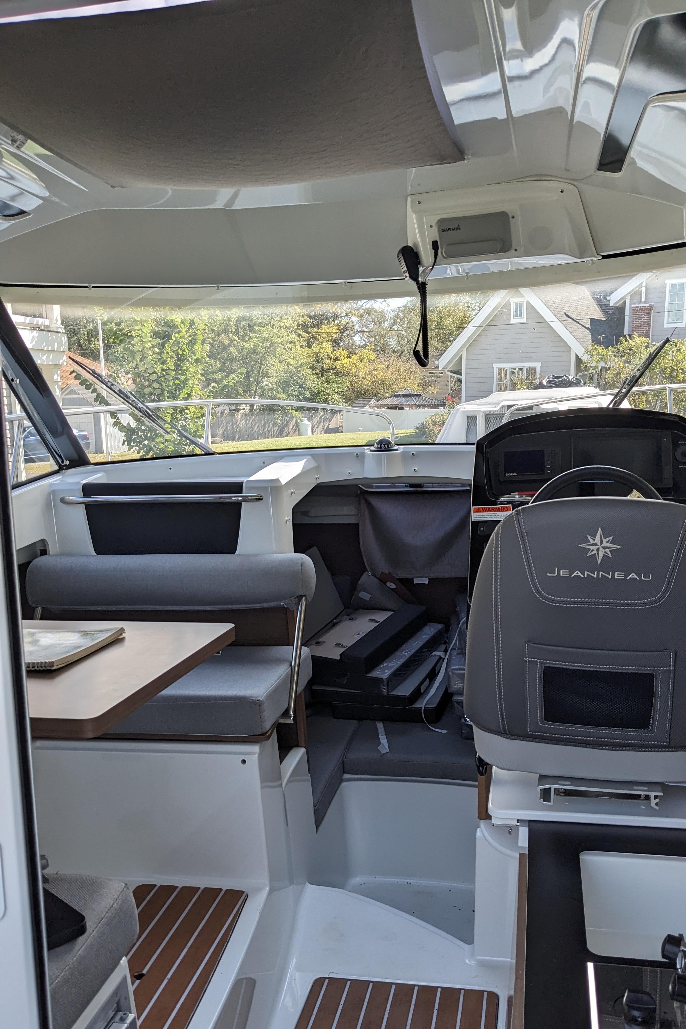 2019 Jeanneau NC 795 Cruiser for sale - YachtWorld